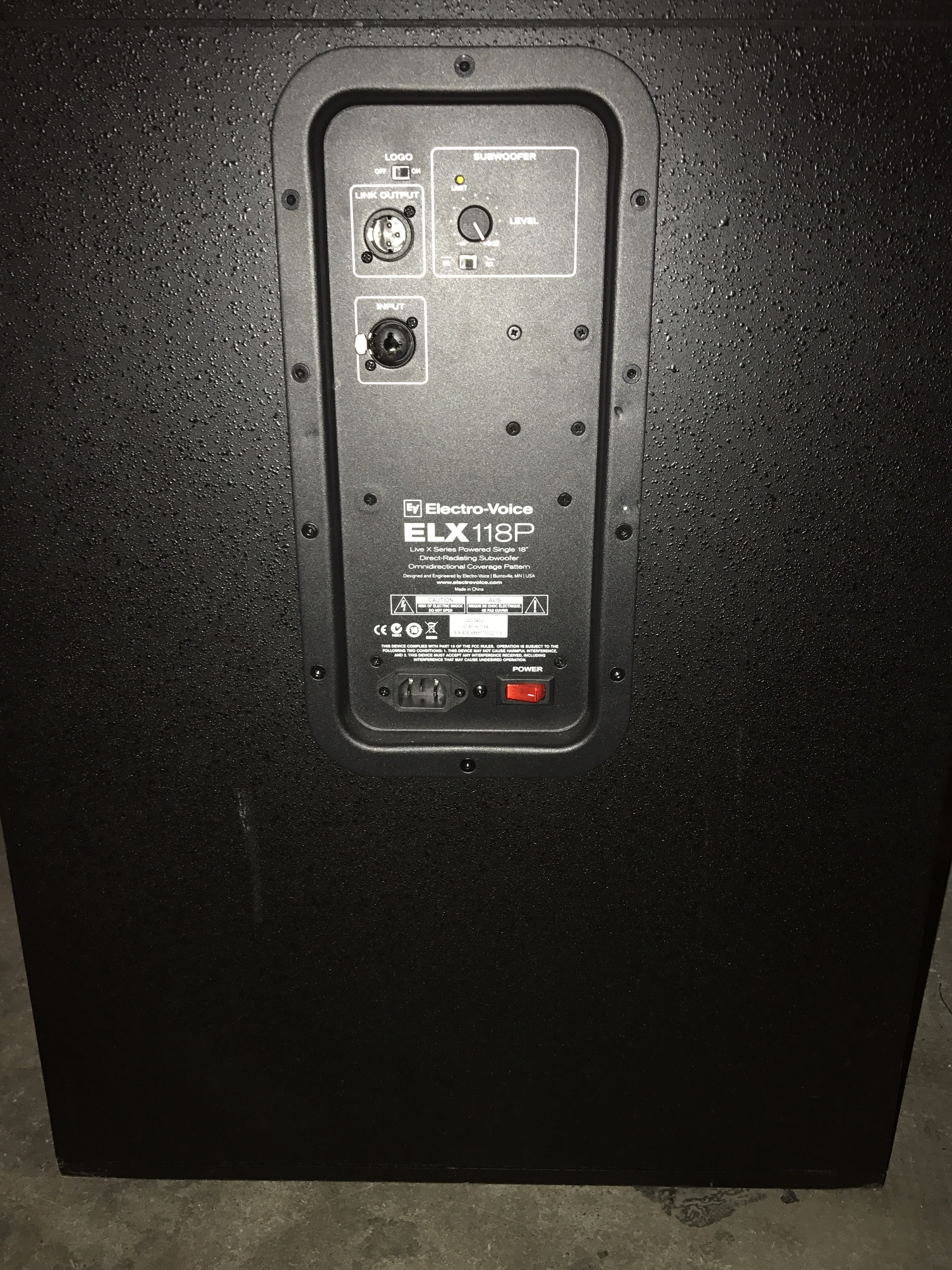 ELX118P - Electro-Voice ELX118P - Audiofanzine