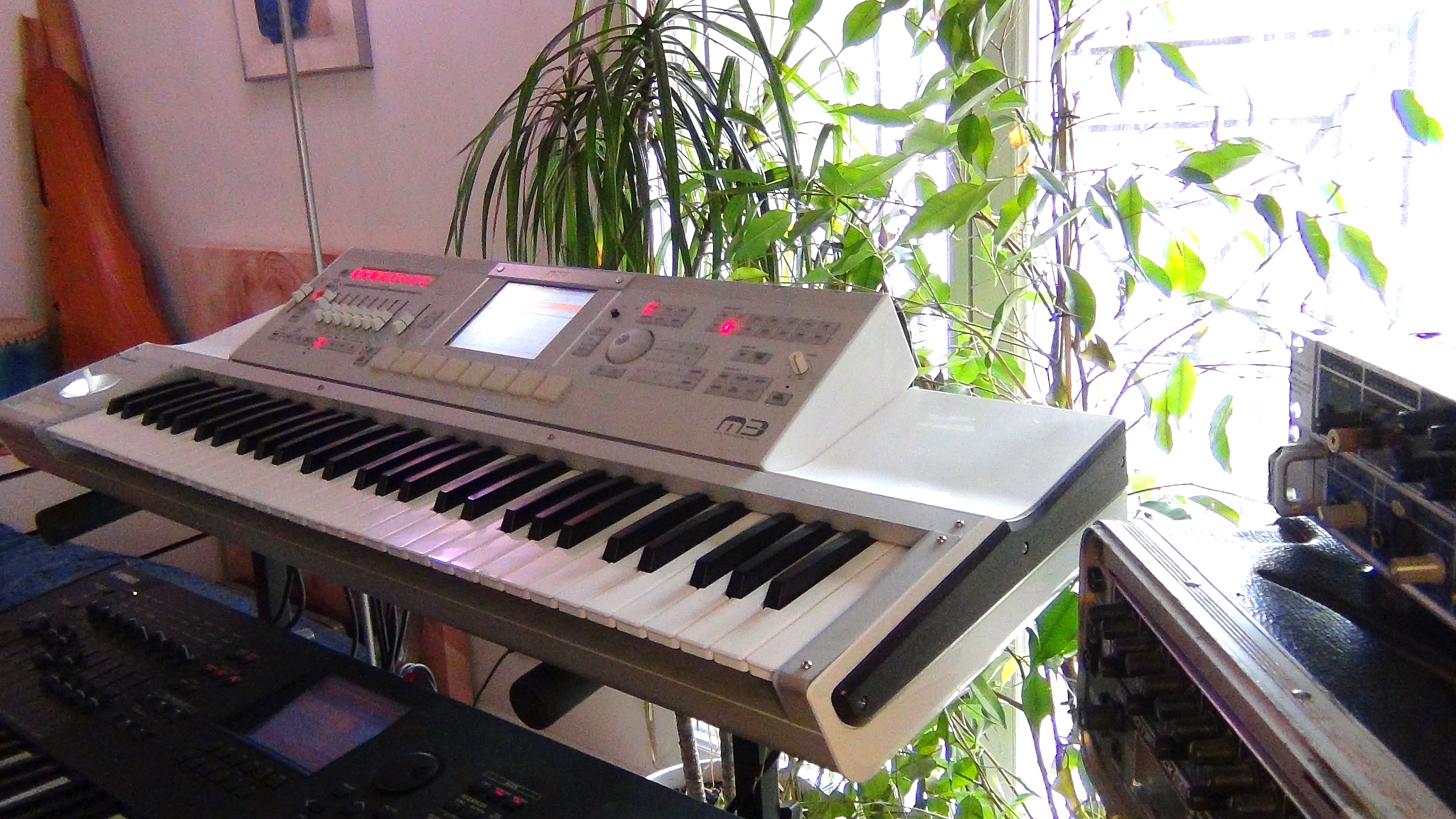 Korg M3 61 Image 982755 Audiofanzine korg-m3-61-image-982755-audiofanzine