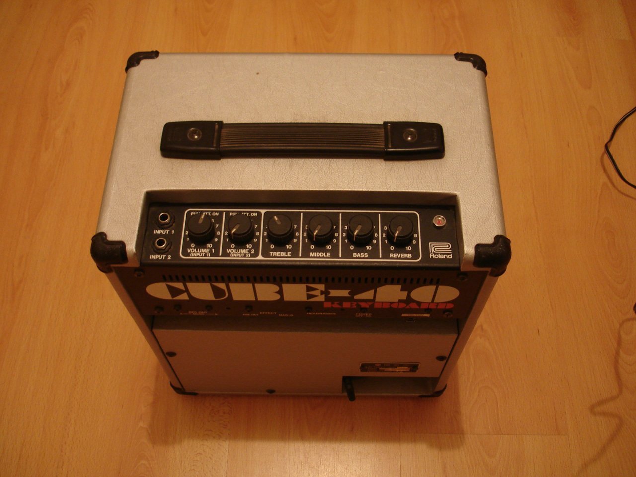 Roland Cube 40 Keyboard Image 138961 Audiofanzine