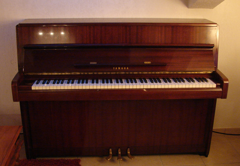 Yamaha B1 Image 27588 Audiofanzine yamaha-b1-image-27588-audiofanzine