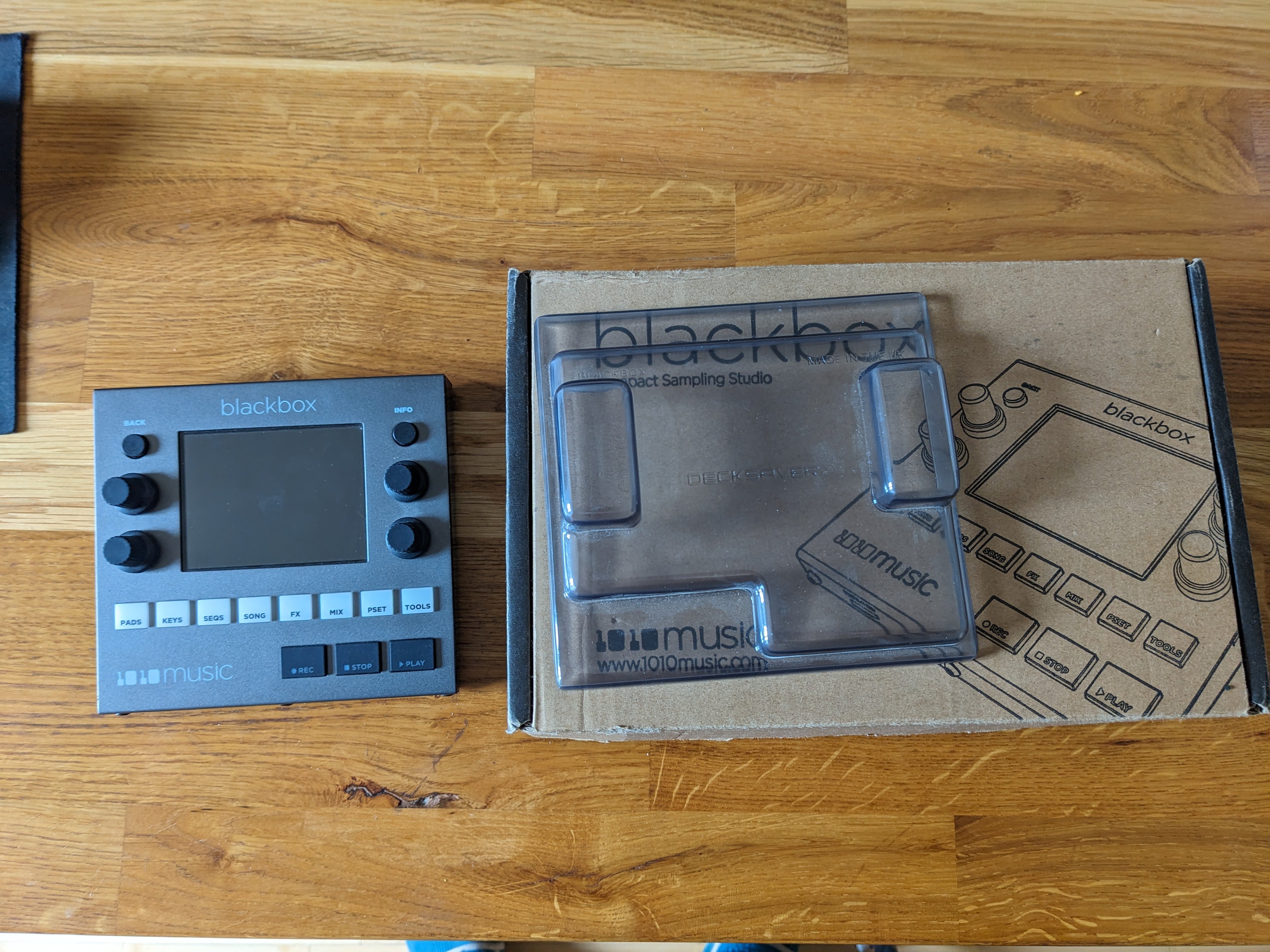 Blackbox - 1010music Blackbox - Audiofanzine