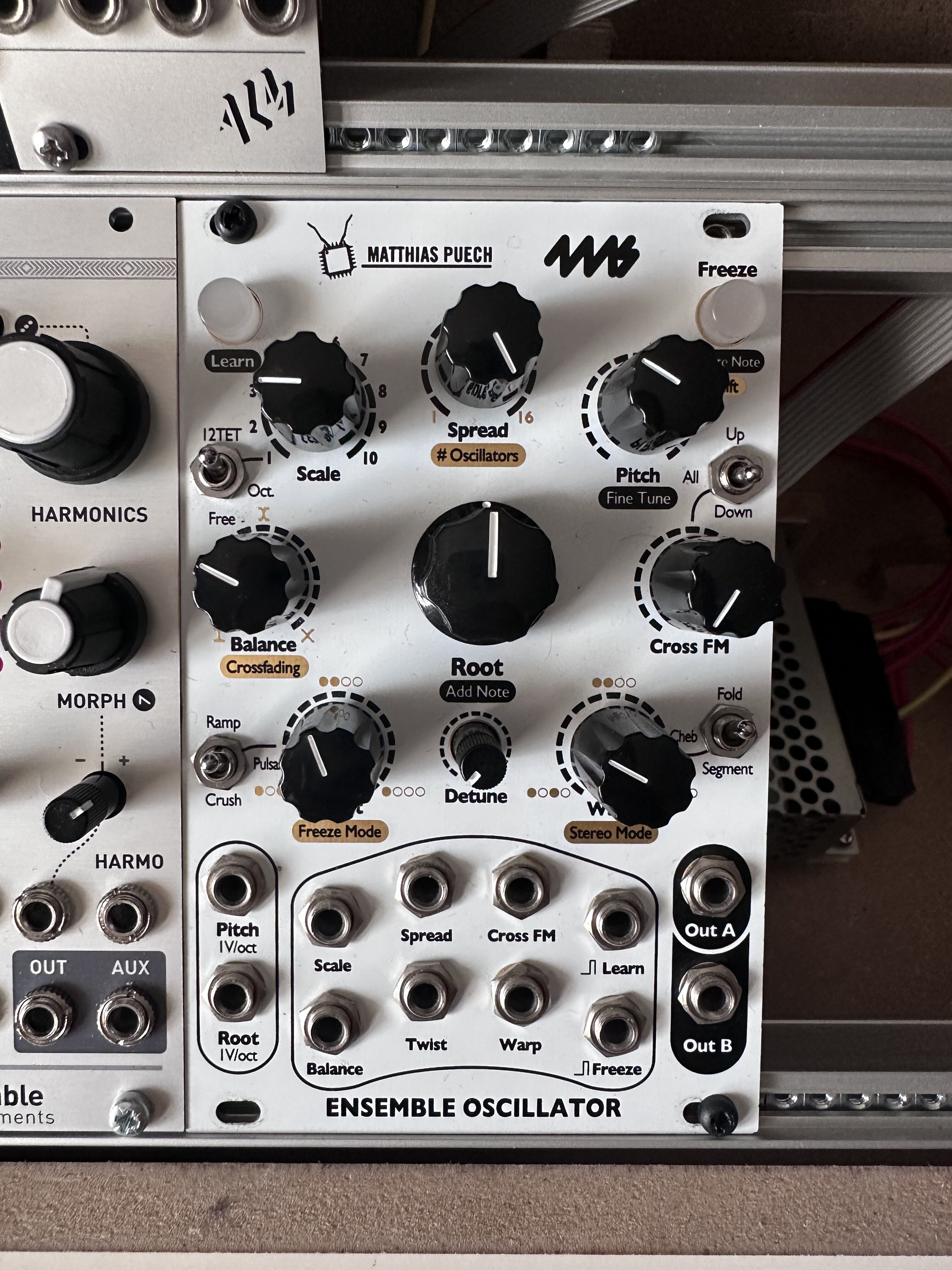 Ensemble Oscillator - 4ms Company Ensemble Oscillator - Audiofanzine