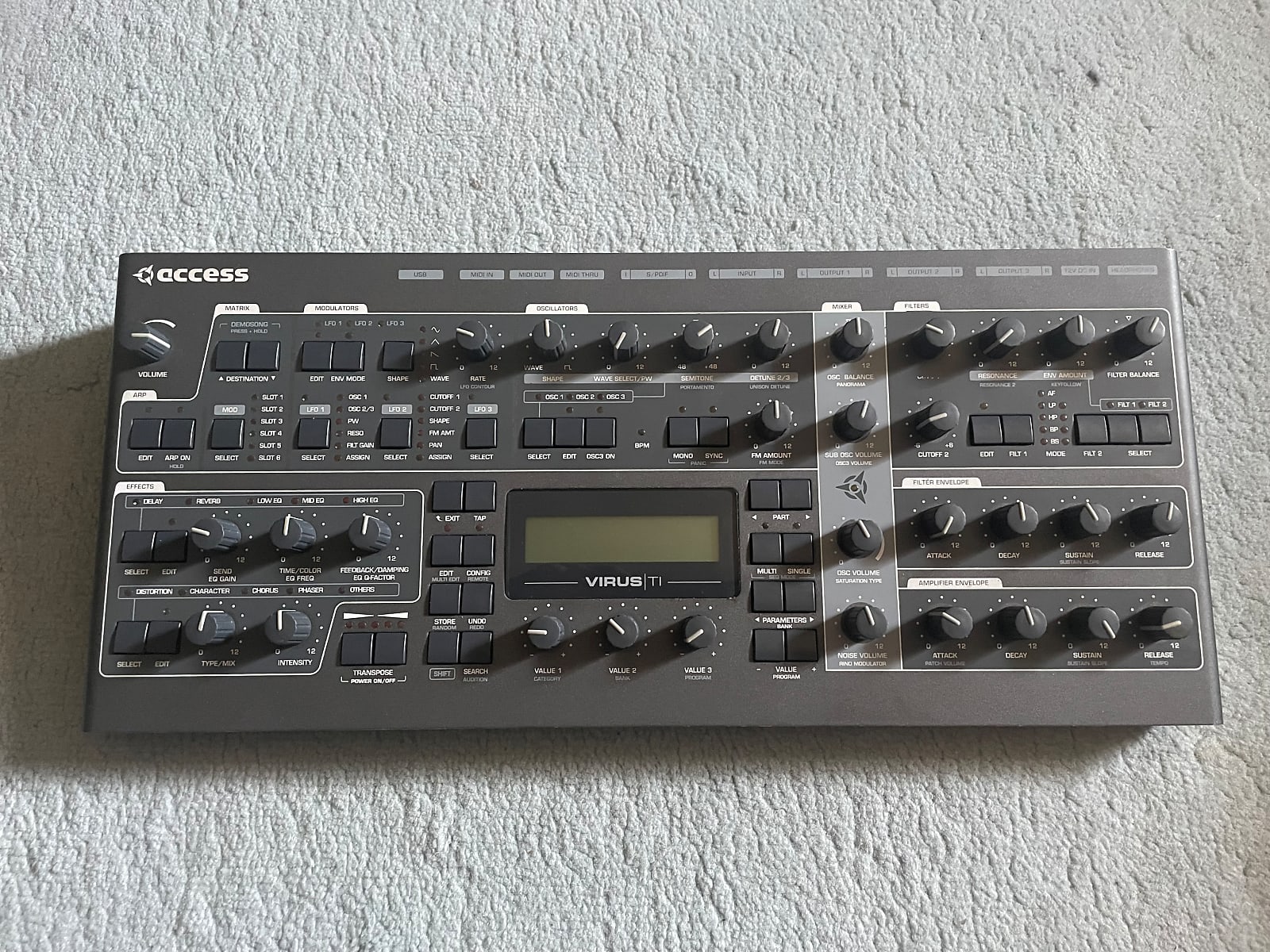 Virus TI2 Desktop - Access Music Virus TI2 Desktop - Audiofanzine