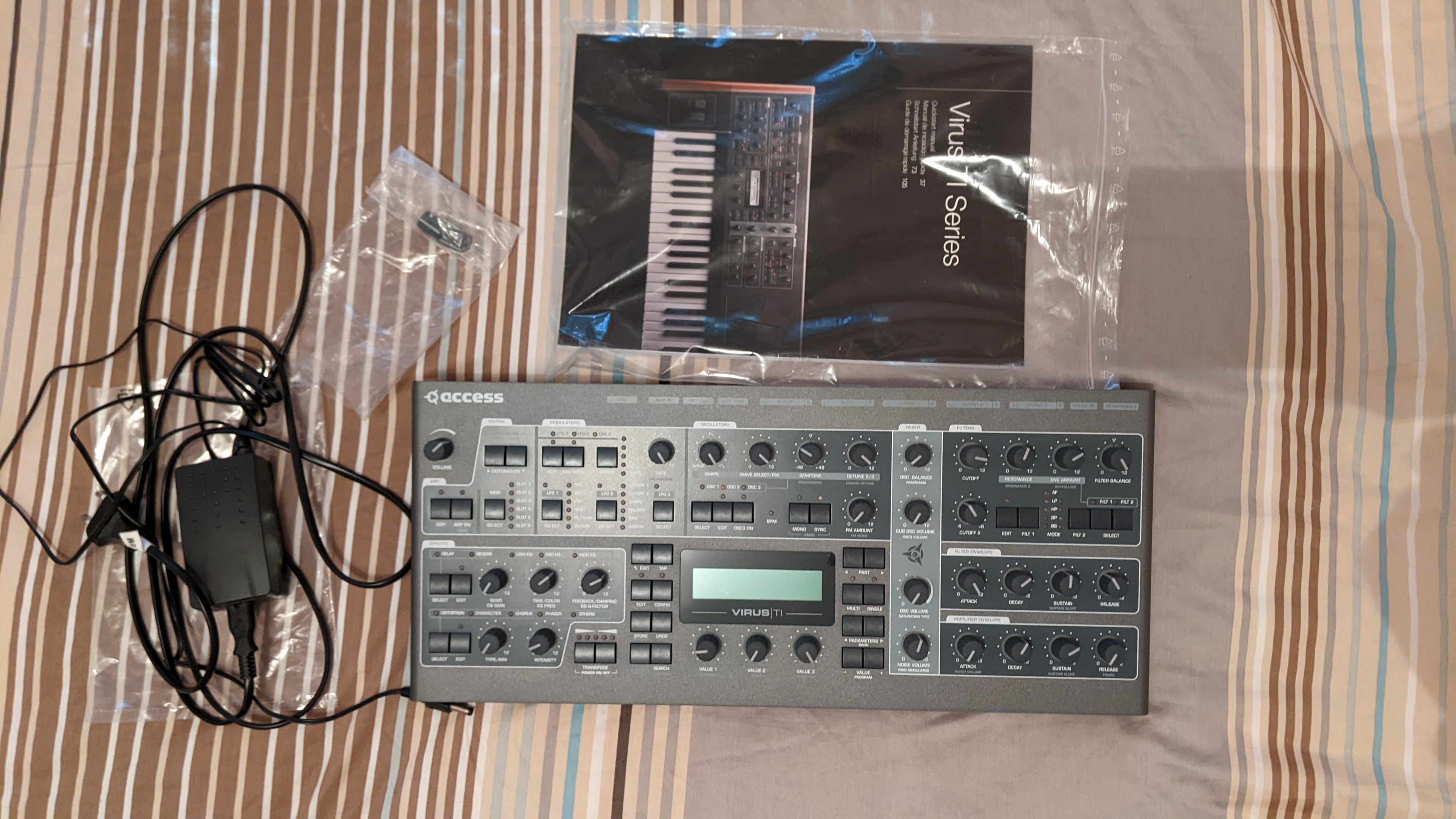 Virus TI2 Desktop - Access Music Virus TI2 Desktop - Audiofanzine