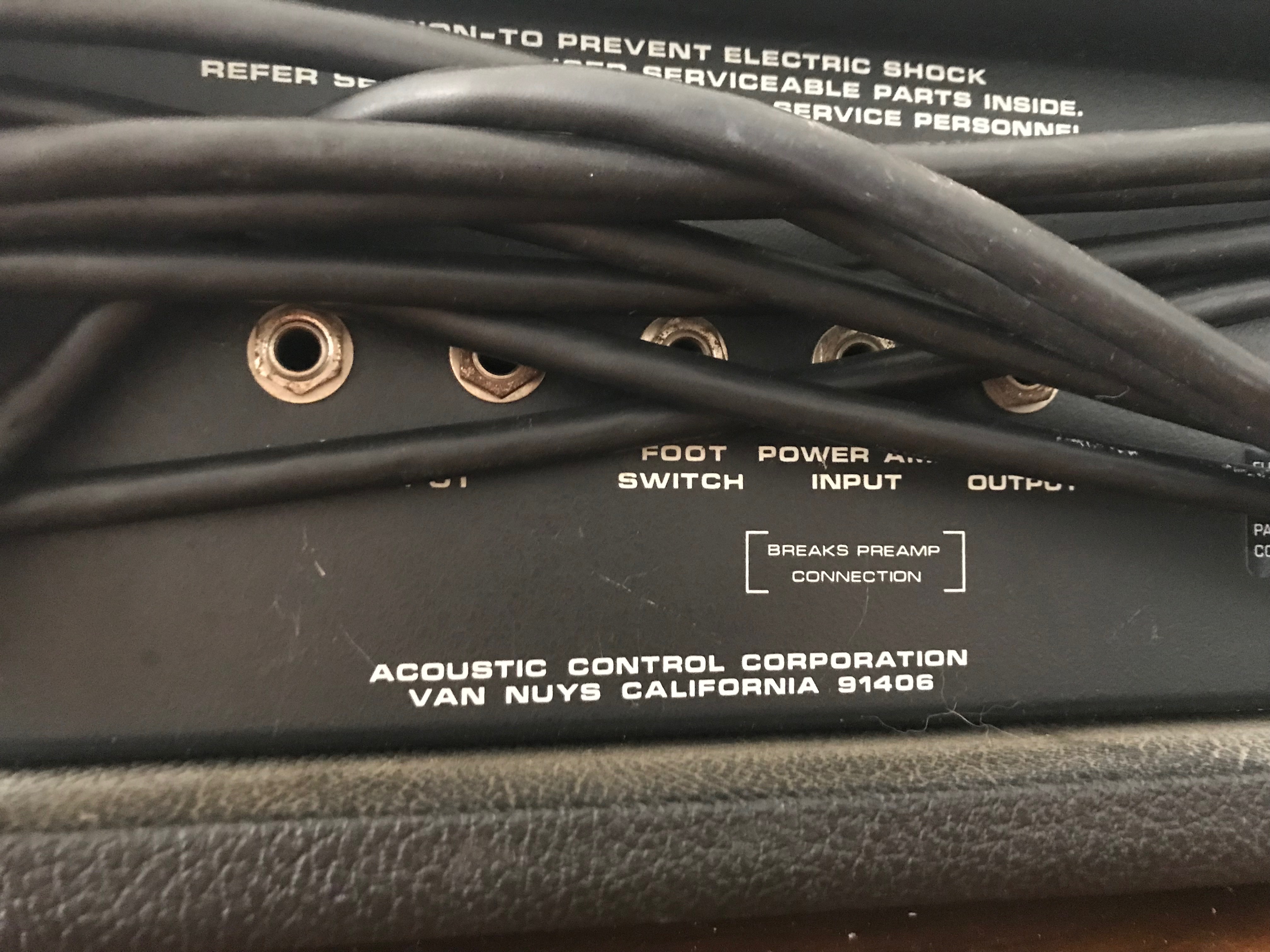 Model 220 - Acoustic Model 220 - Audiofanzine