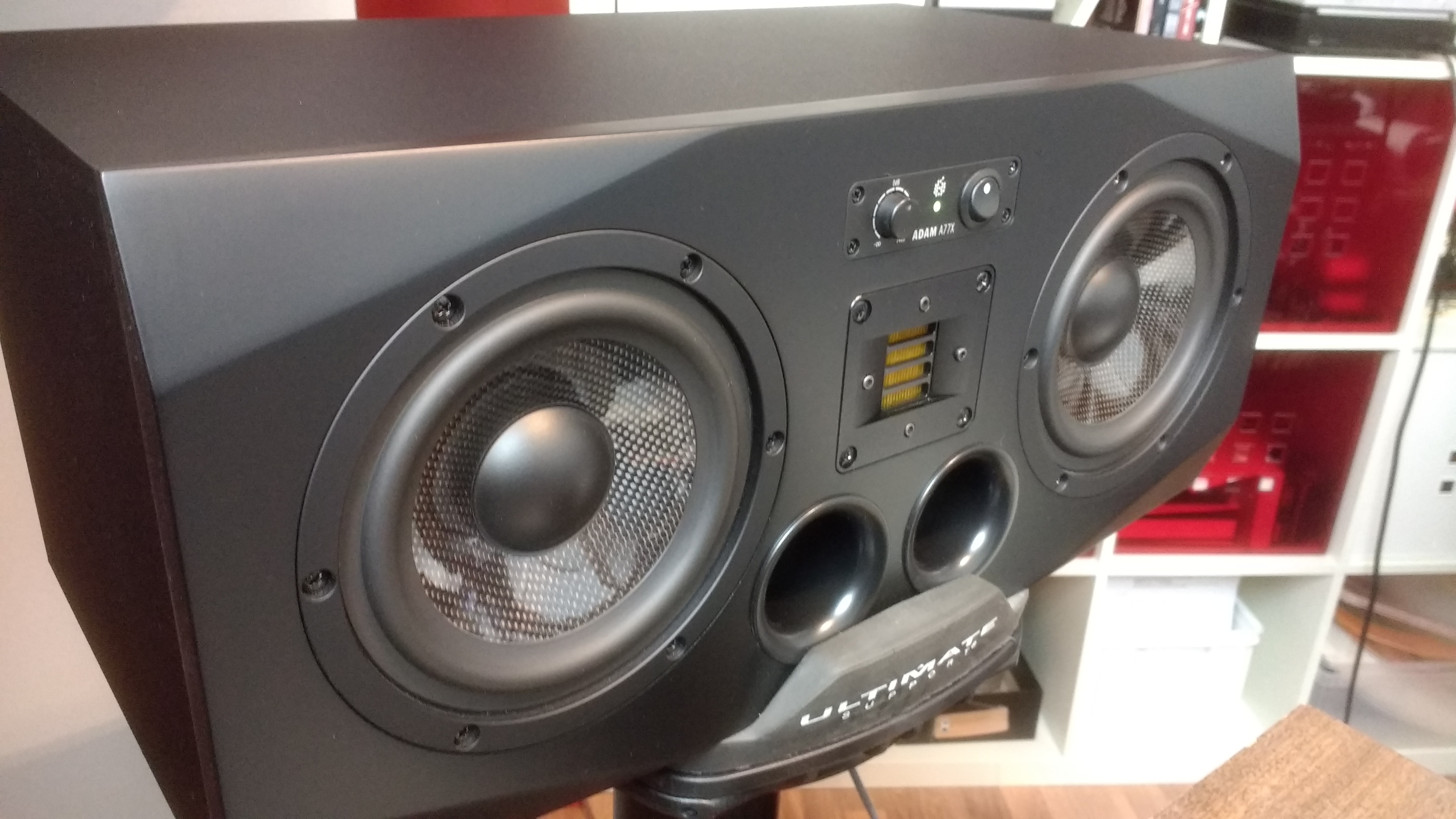 A77X - ADAM A77X - Audiofanzine