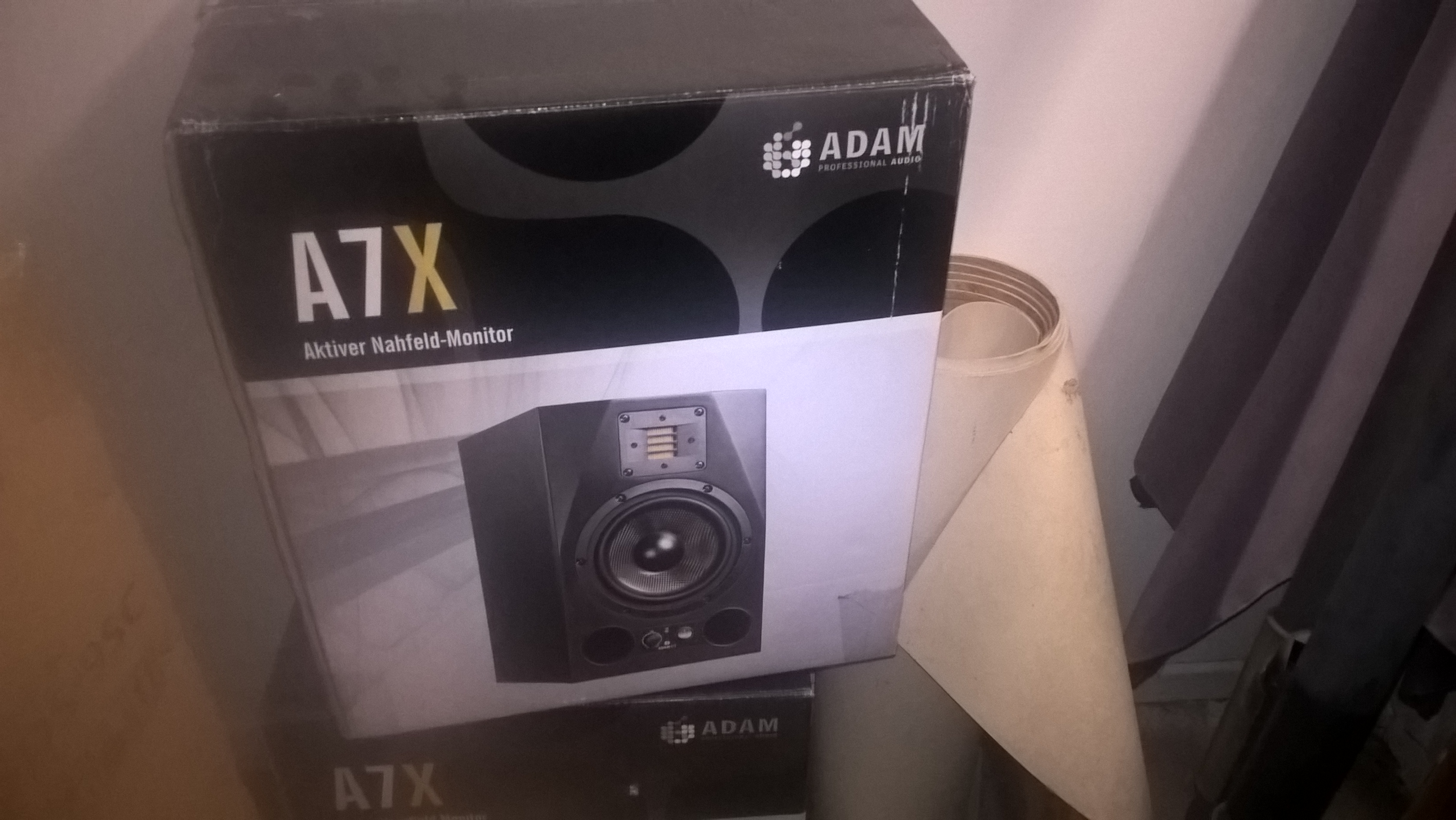 A8X - ADAM A8X - Audiofanzine