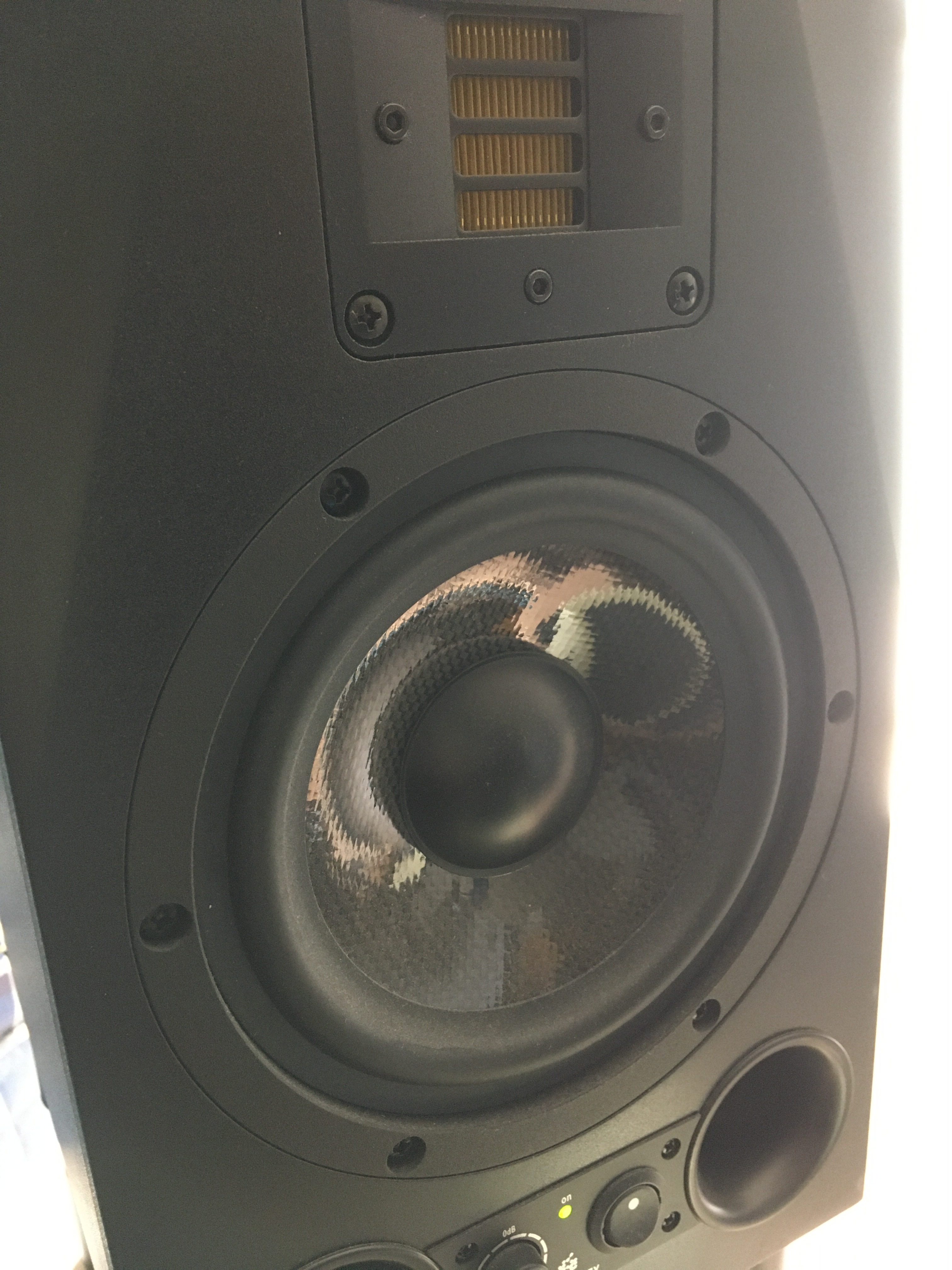 A7X - ADAM Audio A7X - Audiofanzine