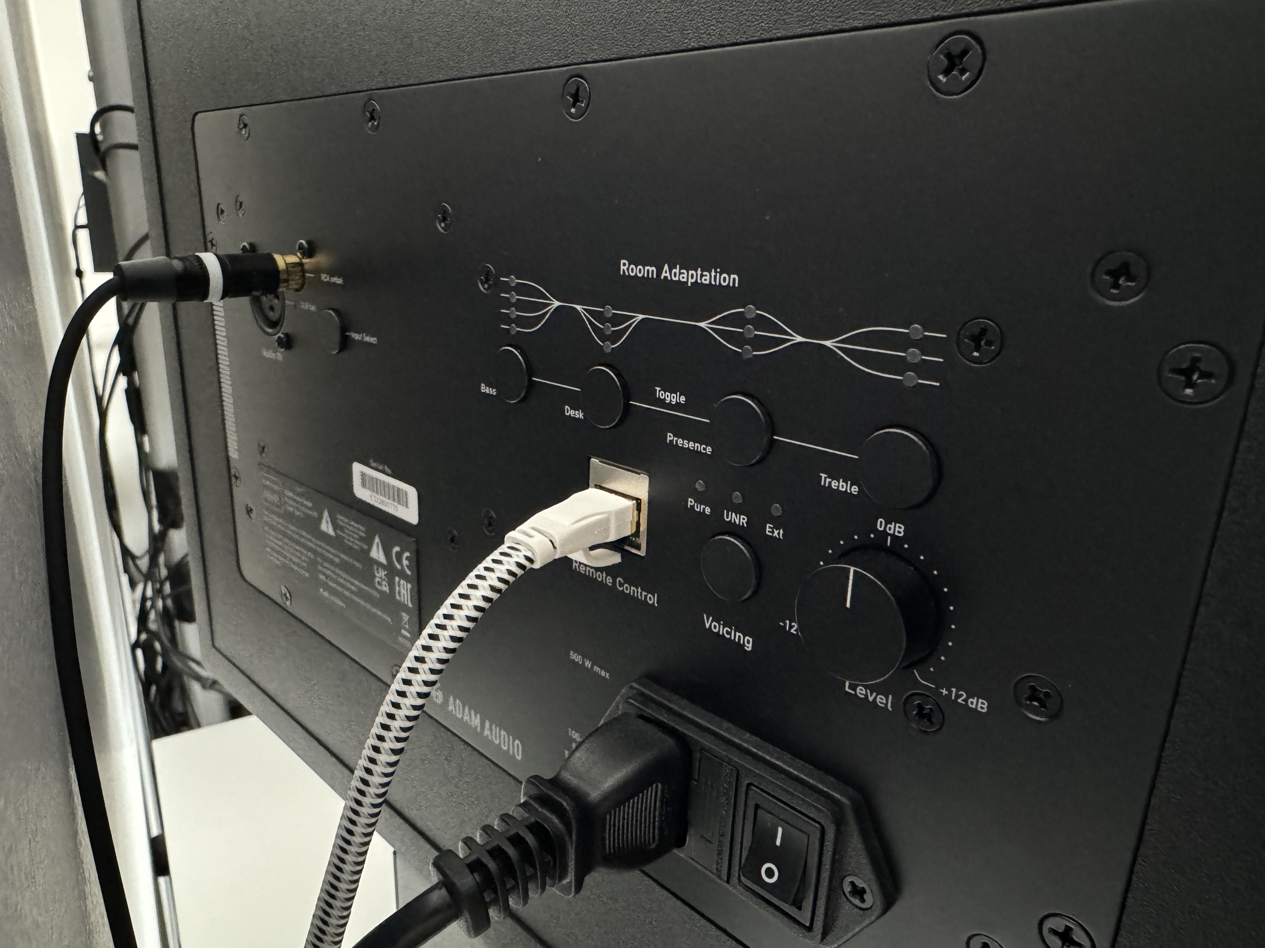 A8H - ADAM Audio A8H - Audiofanzine