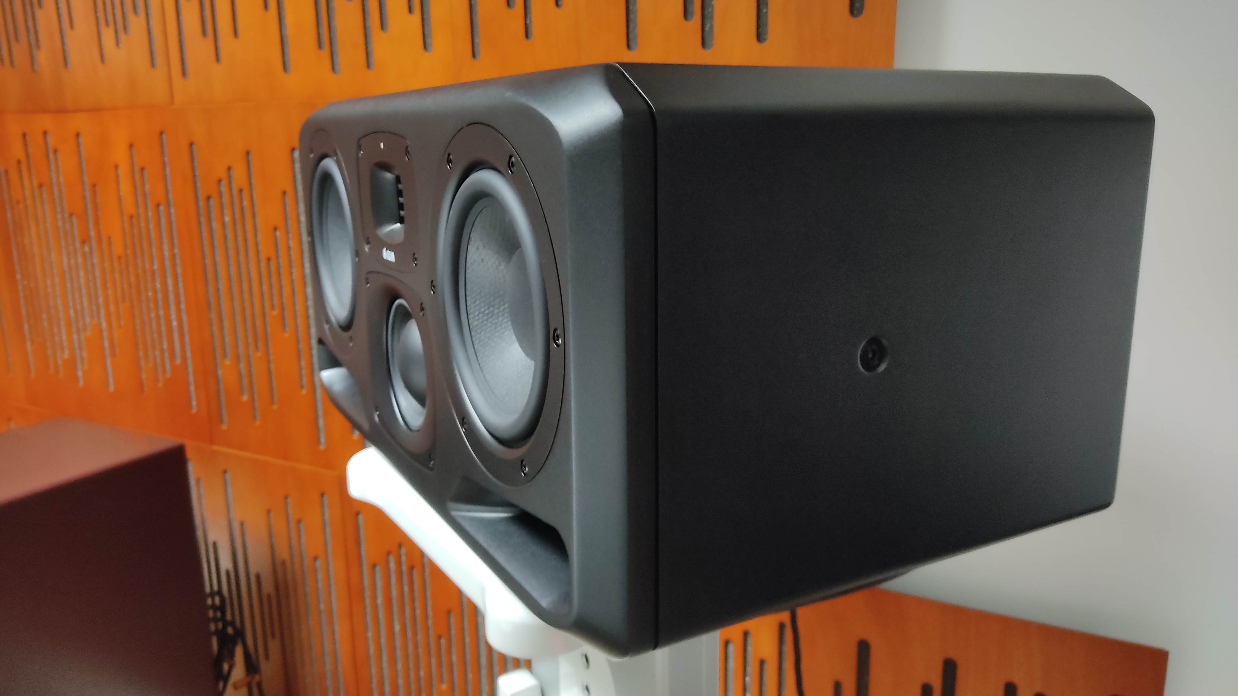 S3H - ADAM Audio S3H - Audiofanzine