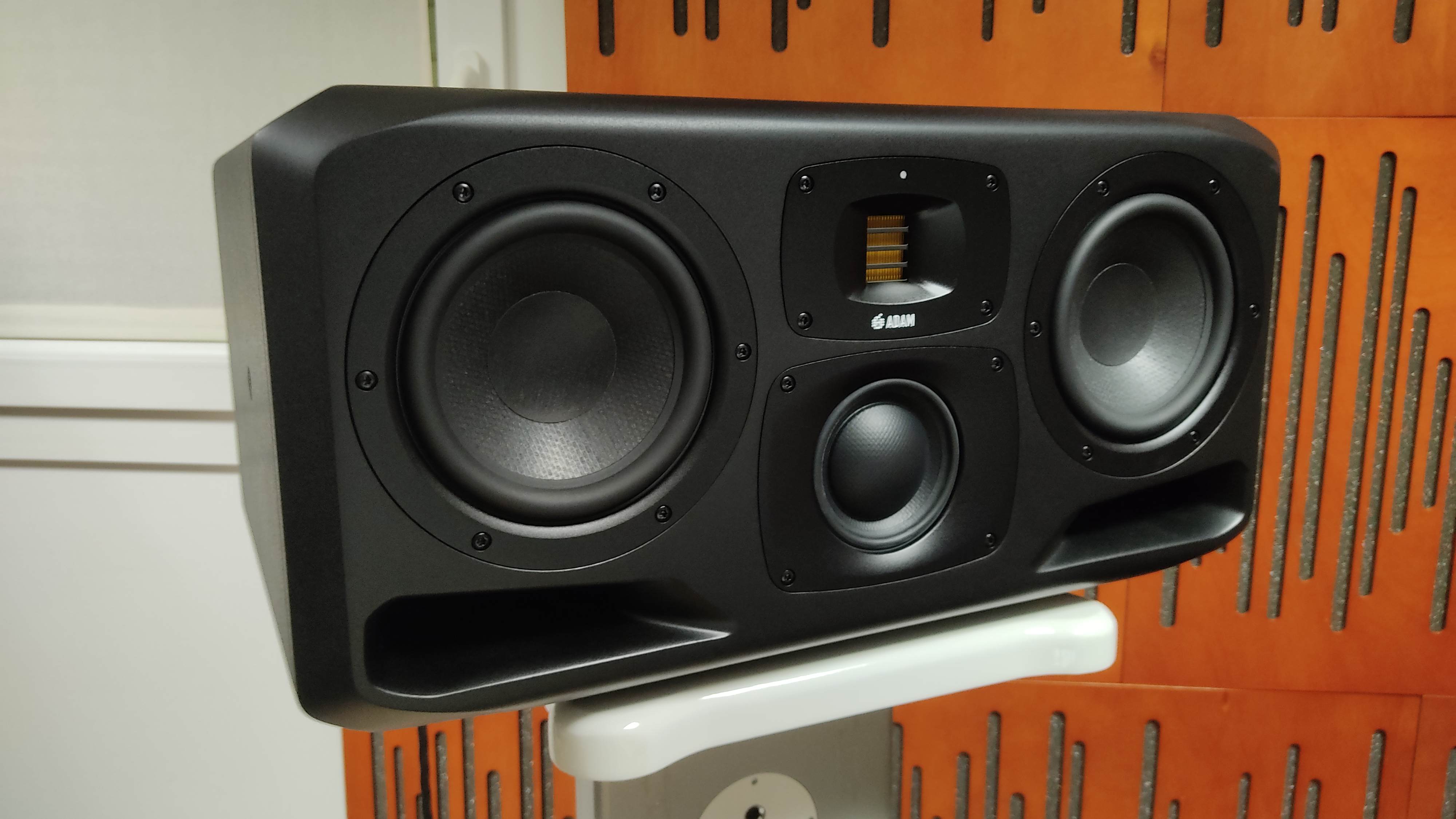 S3H - ADAM Audio S3H - Audiofanzine