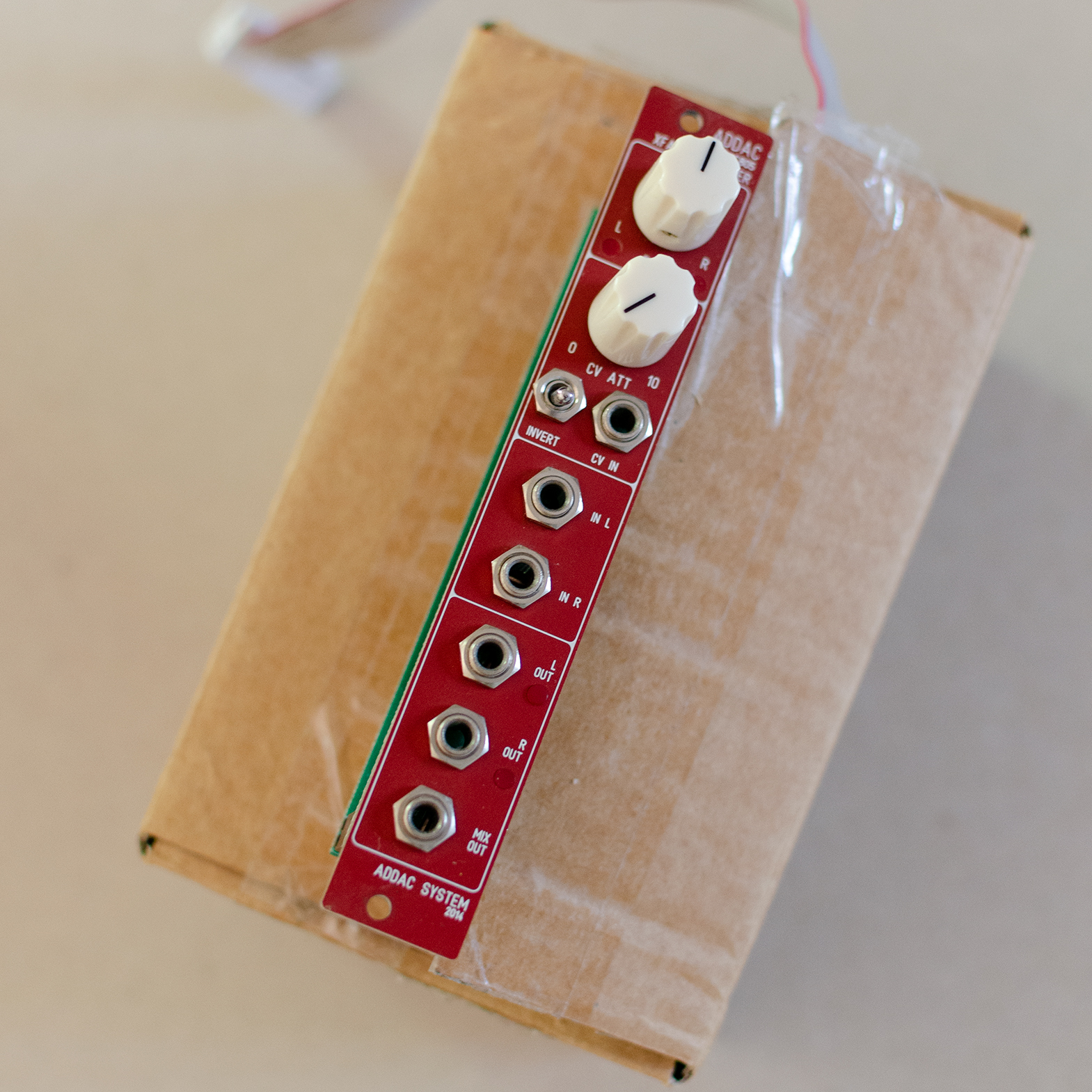 ADDAC 805 VC Xfade / Panner ADDAC System - Audiofanzine