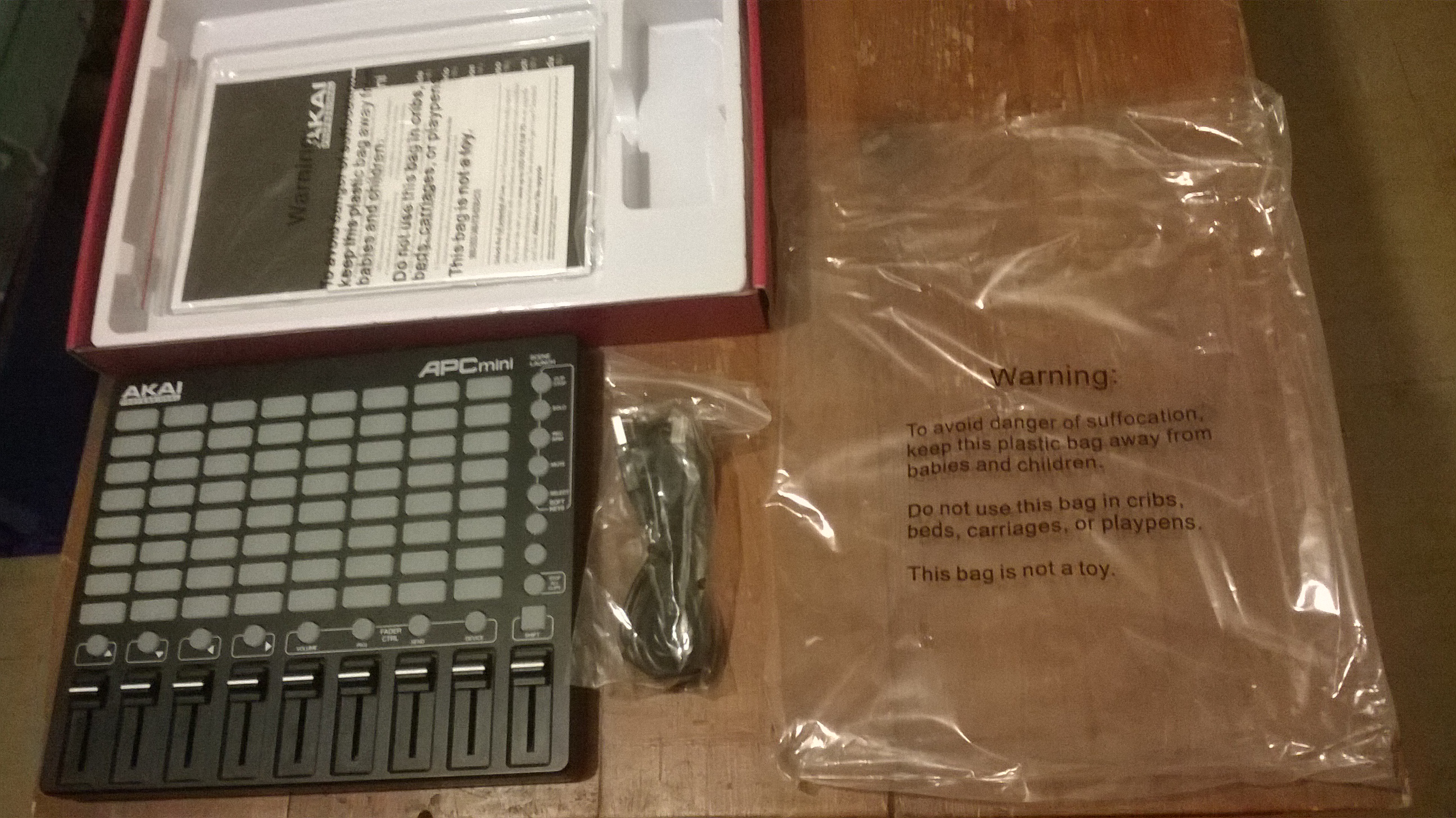 APC MINI - Akai APC Mini - Audiofanzine