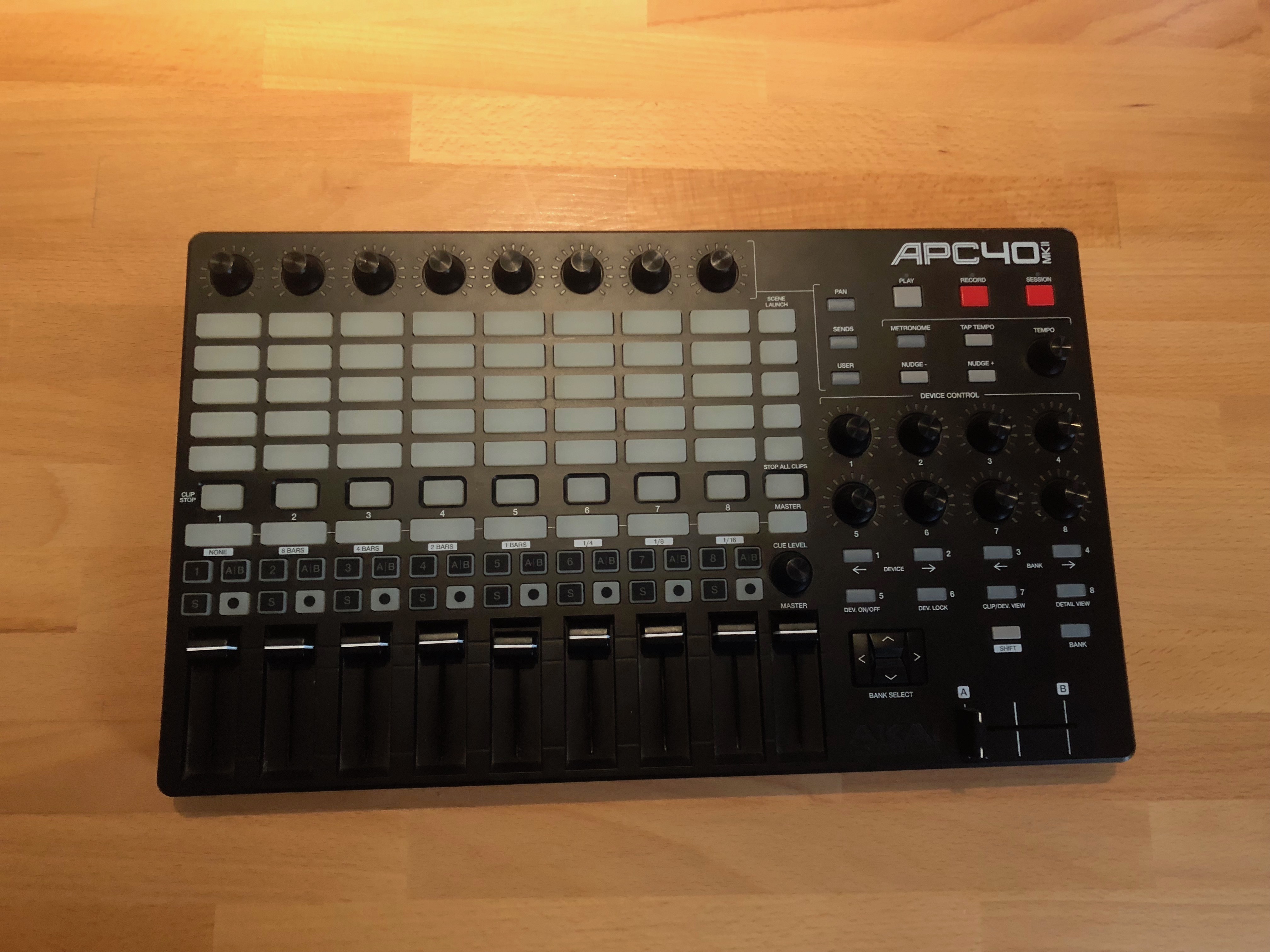 APC40 MKII - Akai APC40 mkII - Audiofanzine
