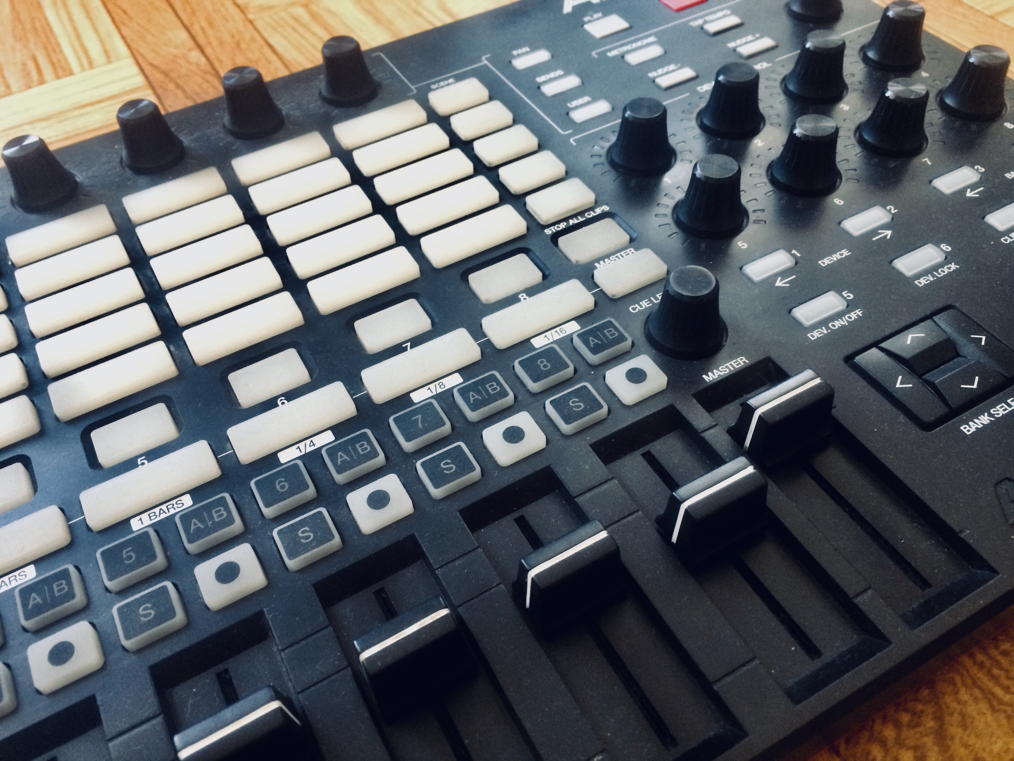 APC40 MKII - Akai APC40 mkII - Audiofanzine