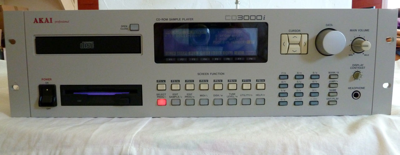 CD3000 - Akai CD3000 - Audiofanzine