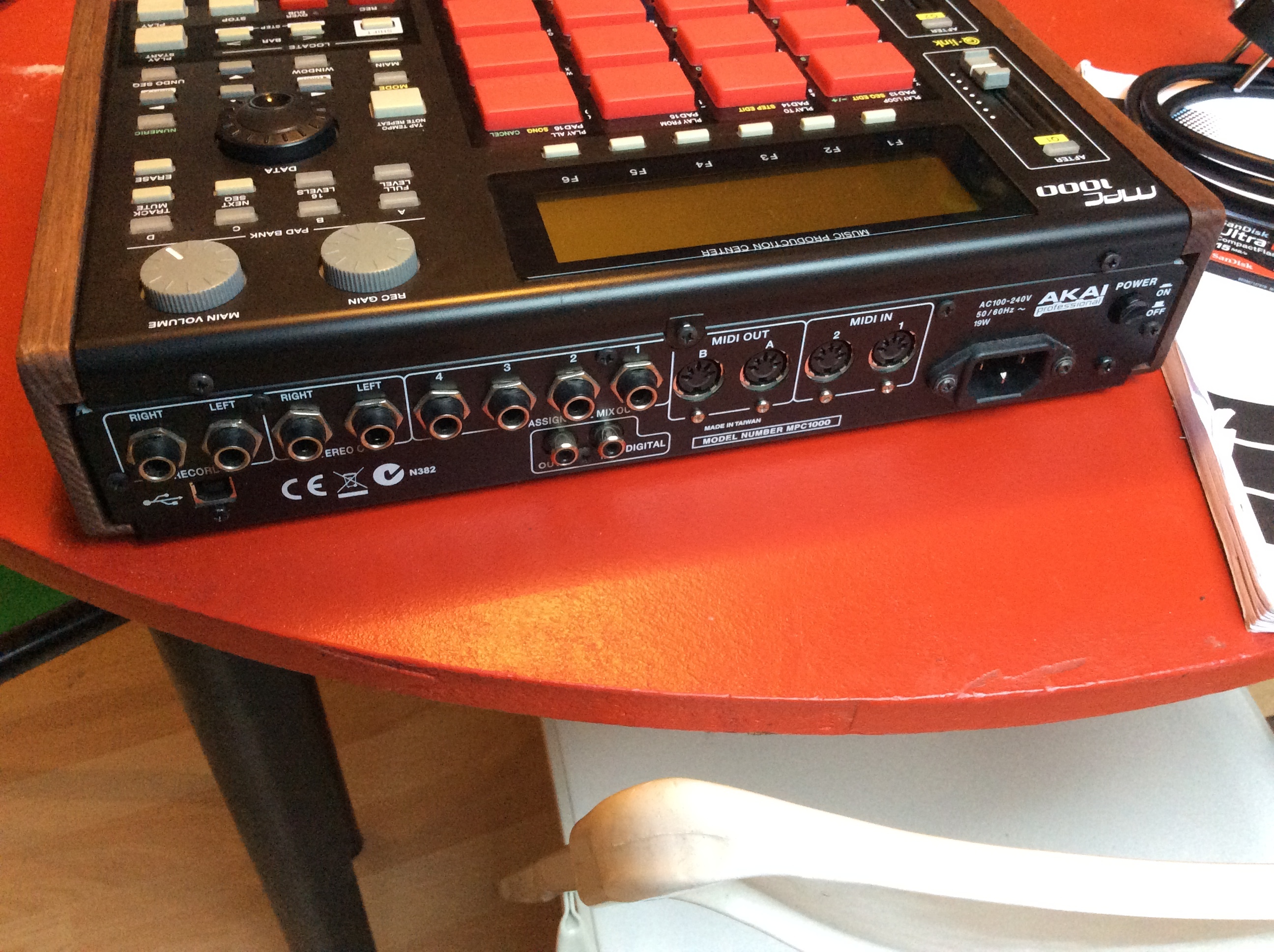 MPC2500 - Akai MPC2500 - Audiofanzine