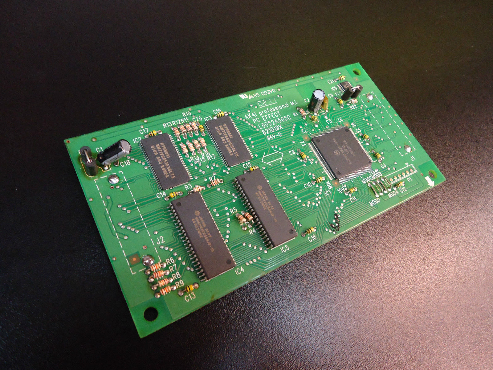 MPC4000 - Akai MPC4000 - Audiofanzine