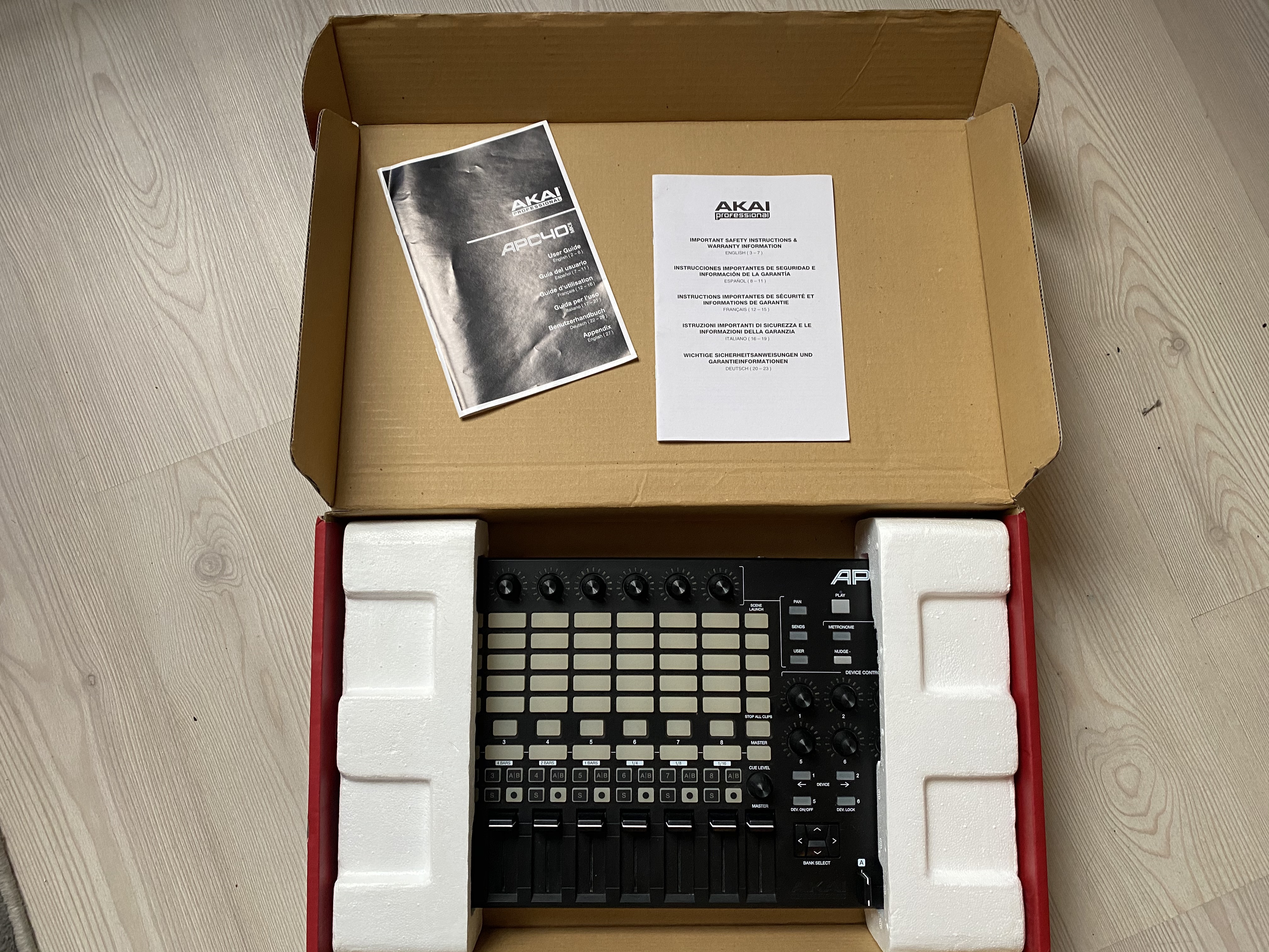 APC40 mkII - Akai Professional APC40 mkII - Audiofanzine