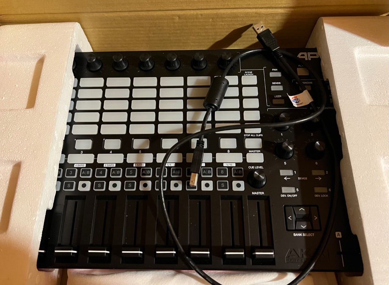 APC40 mkII - Akai Professional APC40 mkII - Audiofanzine