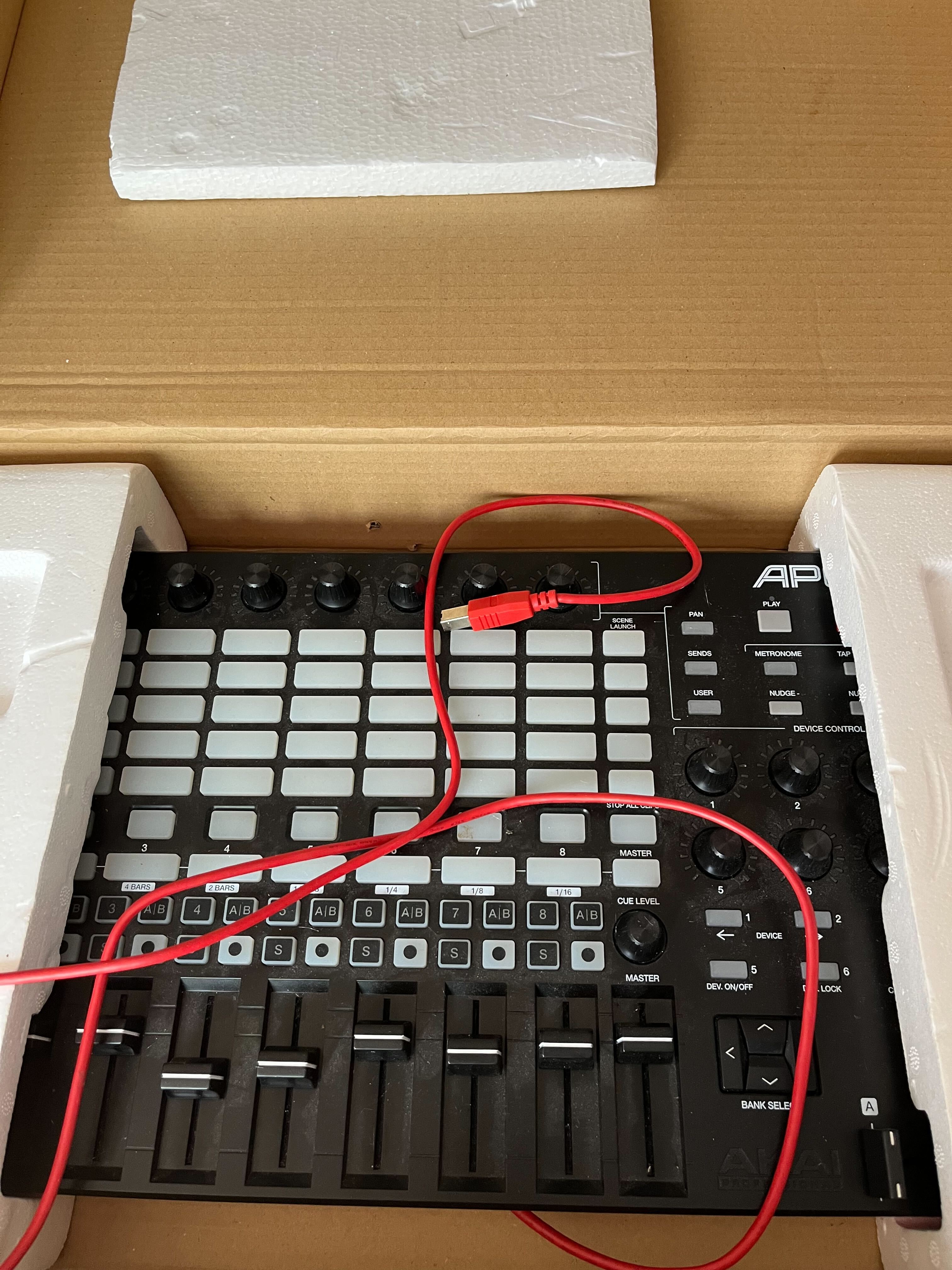 APC40 mkII - Akai Professional APC40 mkII - Audiofanzine