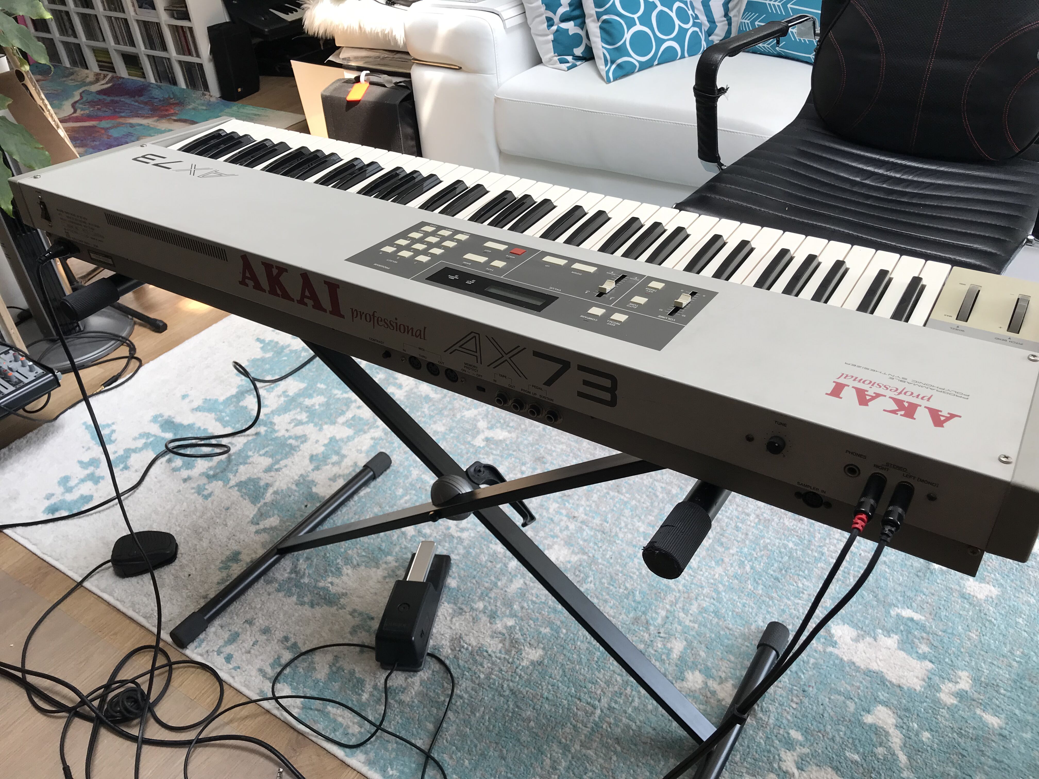 AX73 - Akai Professional AX73 - Audiofanzine