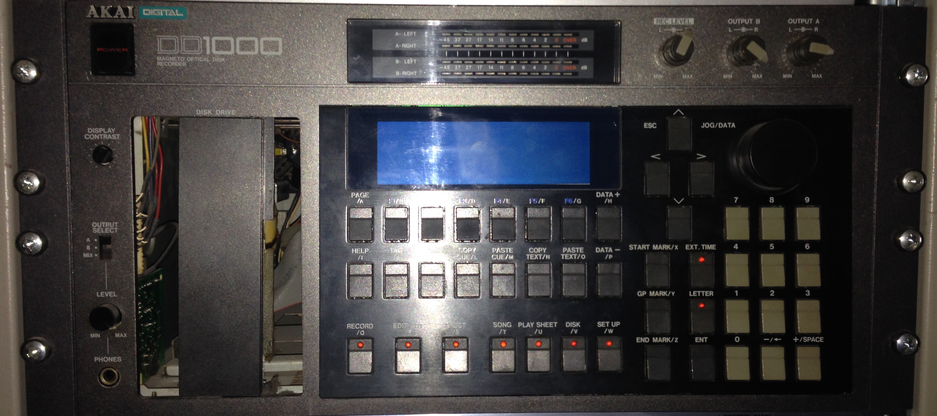 DD1000 - Akai Professional DD1000 - Audiofanzine