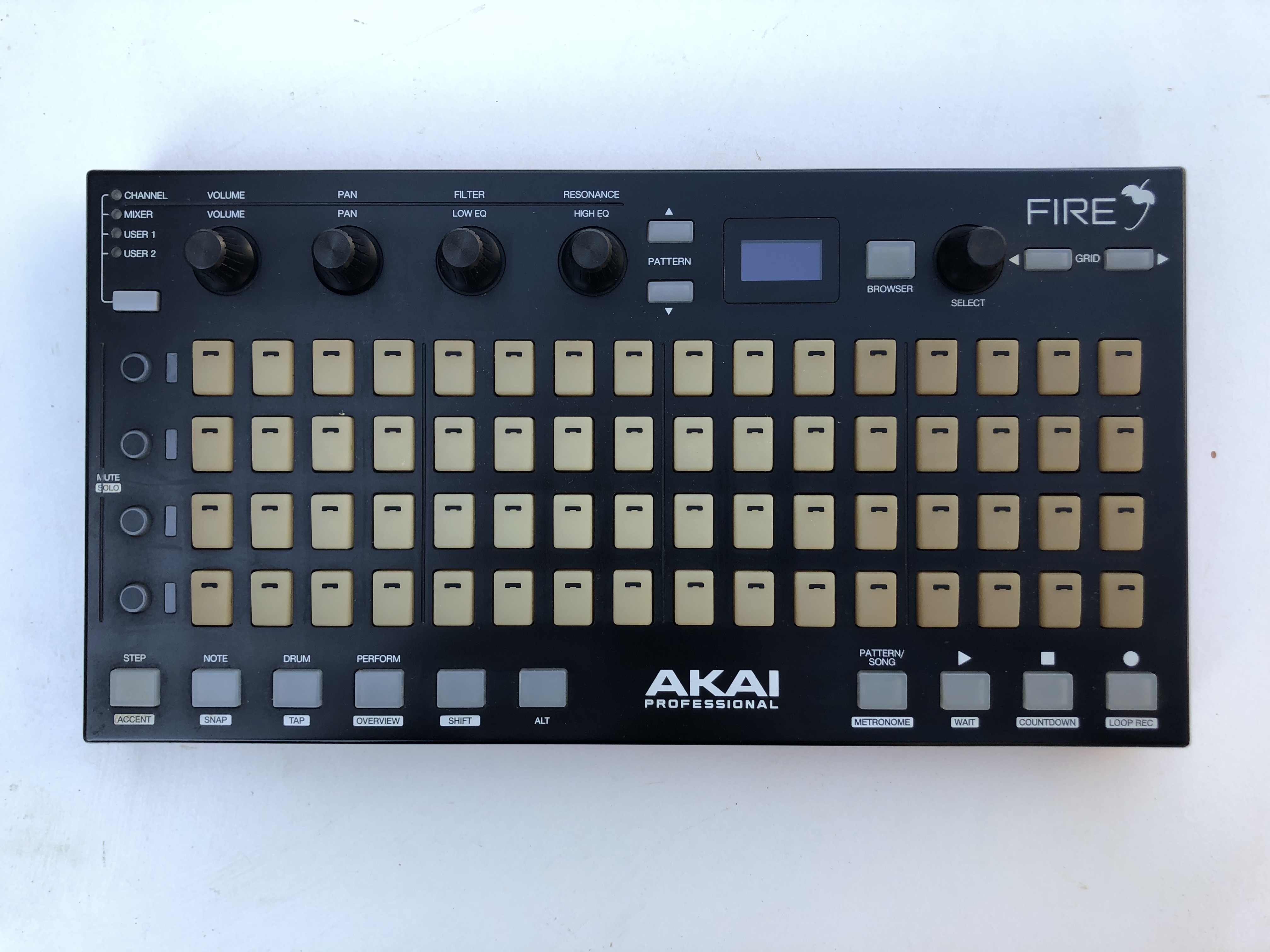 Fire - Akai Professional Fire - Audiofanzine
