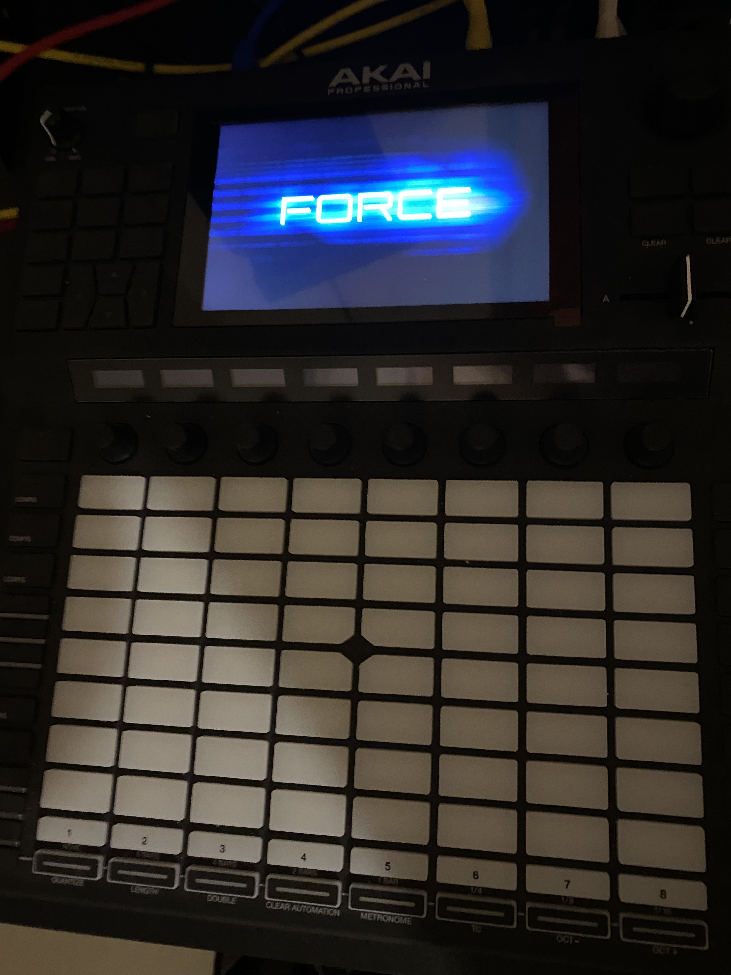 Force - Akai Professional Force - Audiofanzine