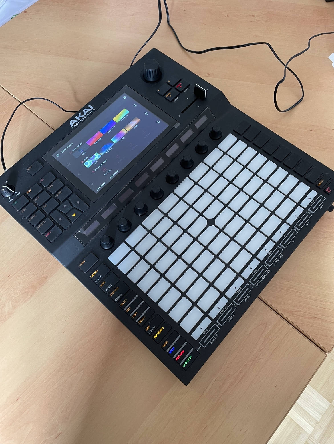 Force - Akai Professional Force - Audiofanzine