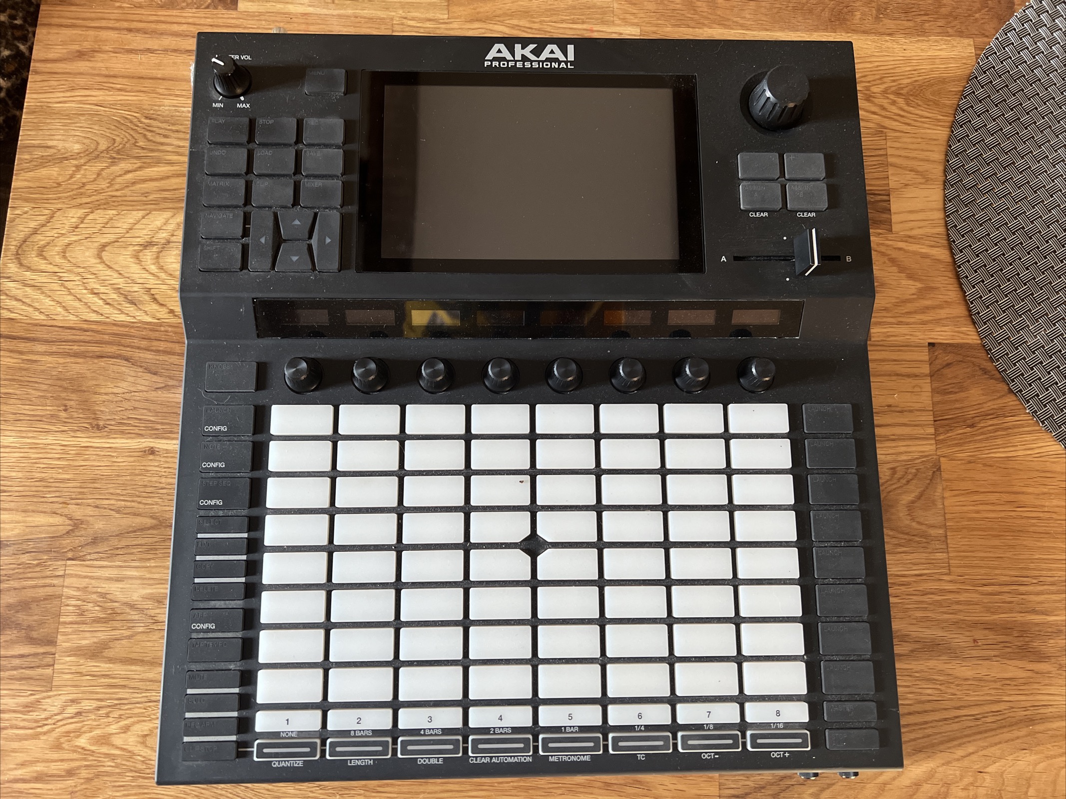 Force - Akai Professional Force - Audiofanzine