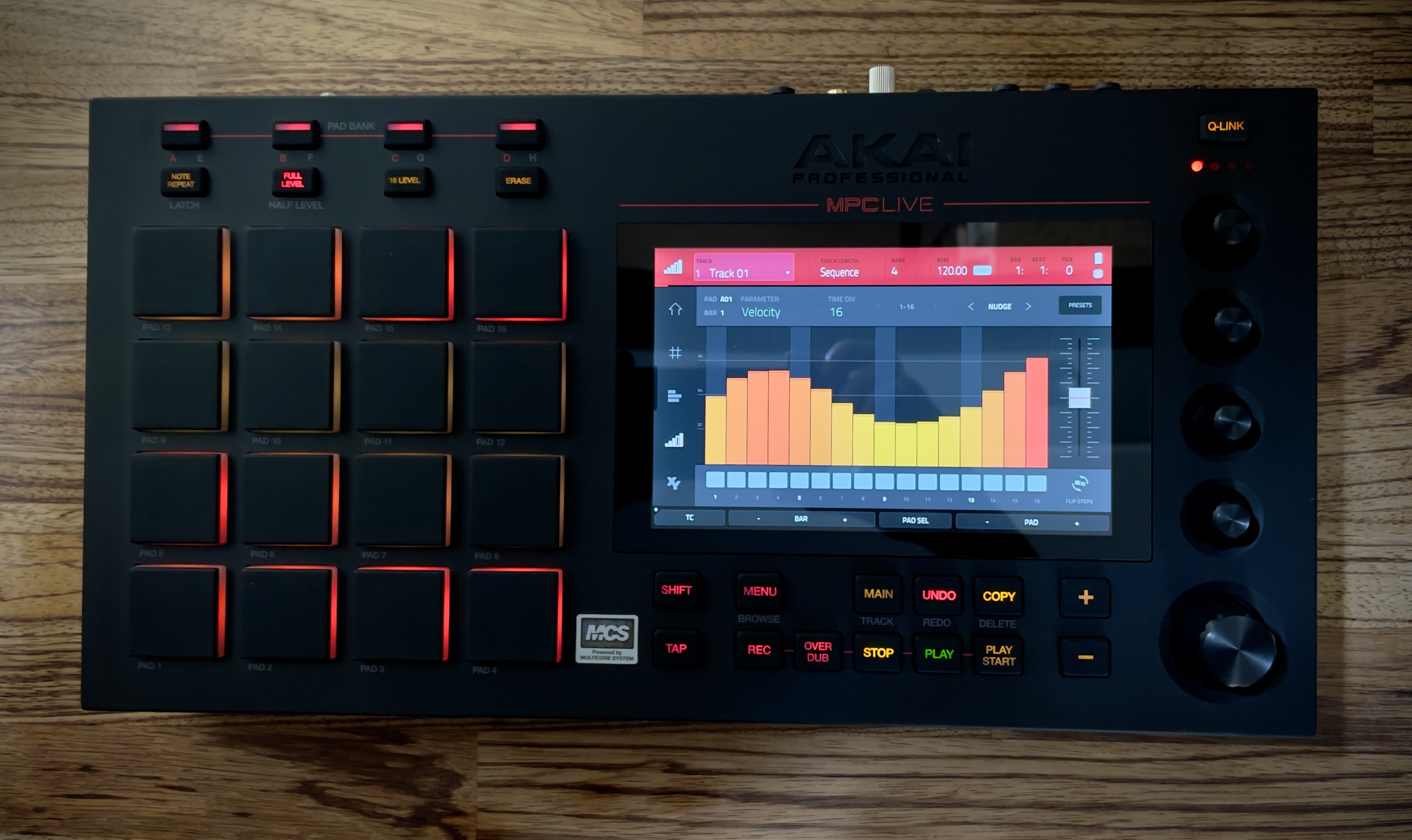 MPC Live - Akai Professional MPC Live - Audiofanzine