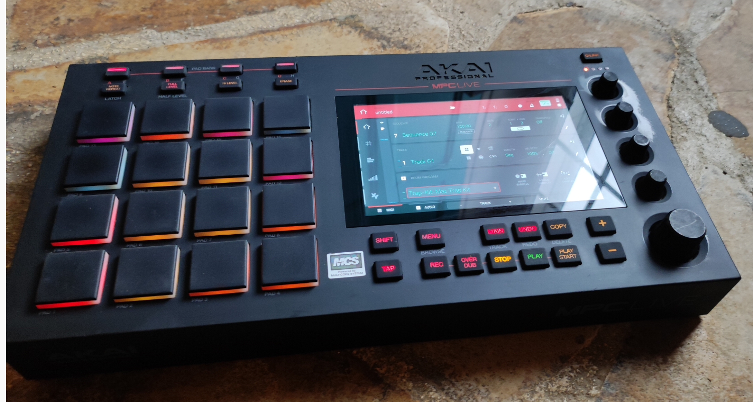 MPC Live - Akai Professional MPC Live - Audiofanzine