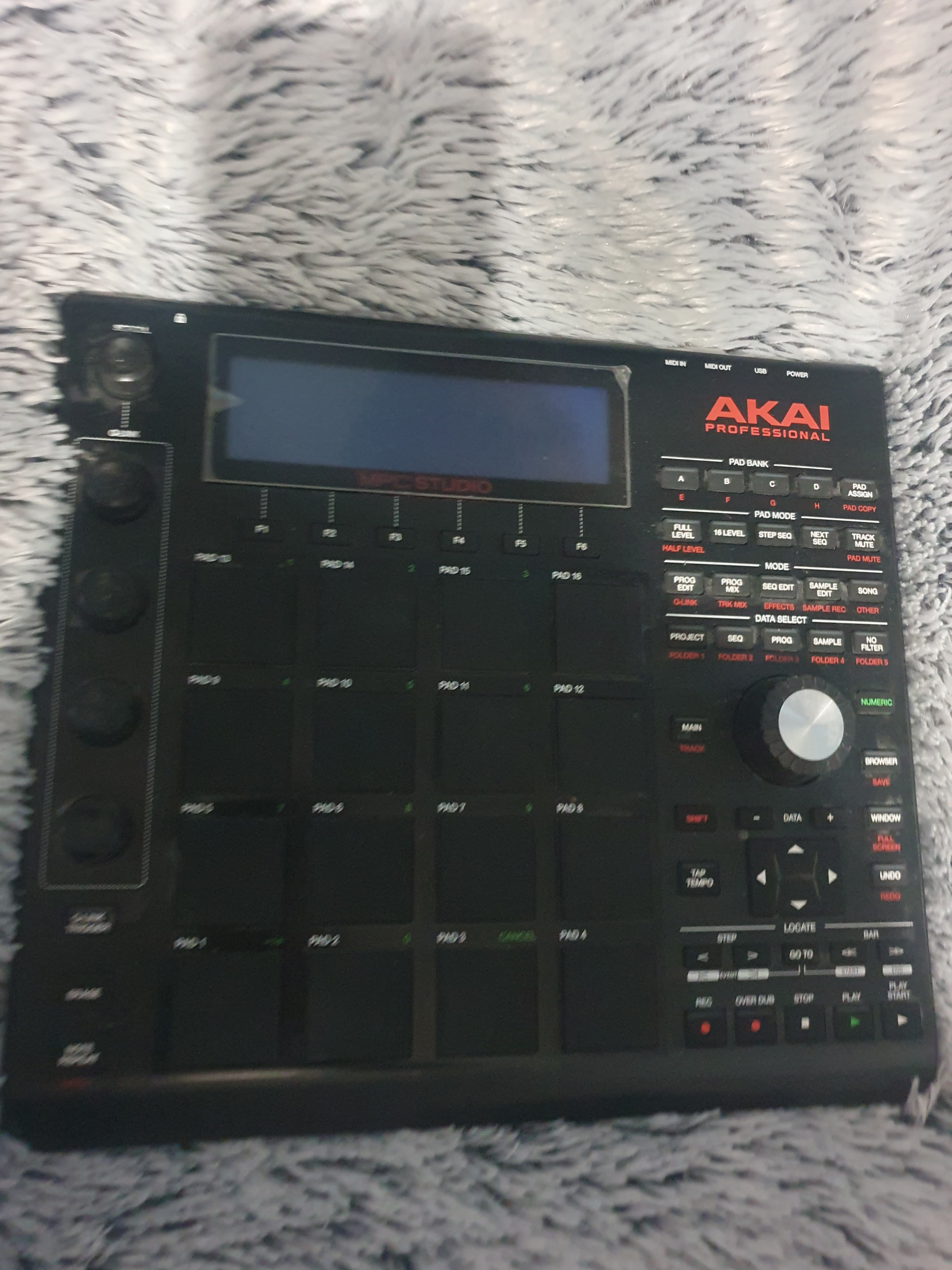 MPC Studio Black - Akai Professional MPC Studio Black - Audiofanzine