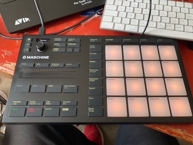 MPC Studio MK2 - Akai Professional MPC Studio MK2 - Audiofanzine