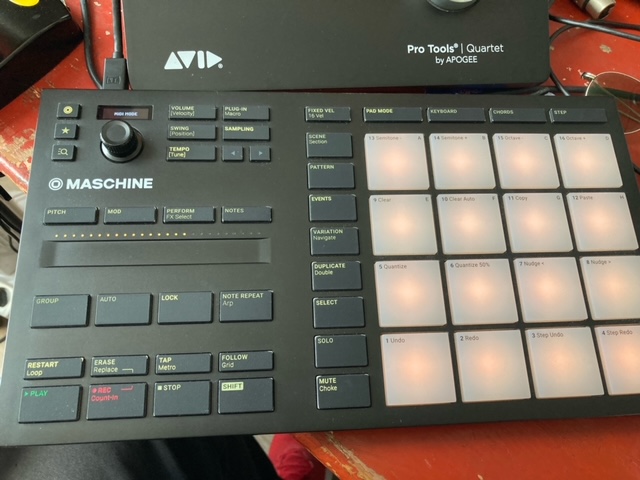 MPC Studio MK2 - Akai Professional MPC Studio MK2 - Audiofanzine