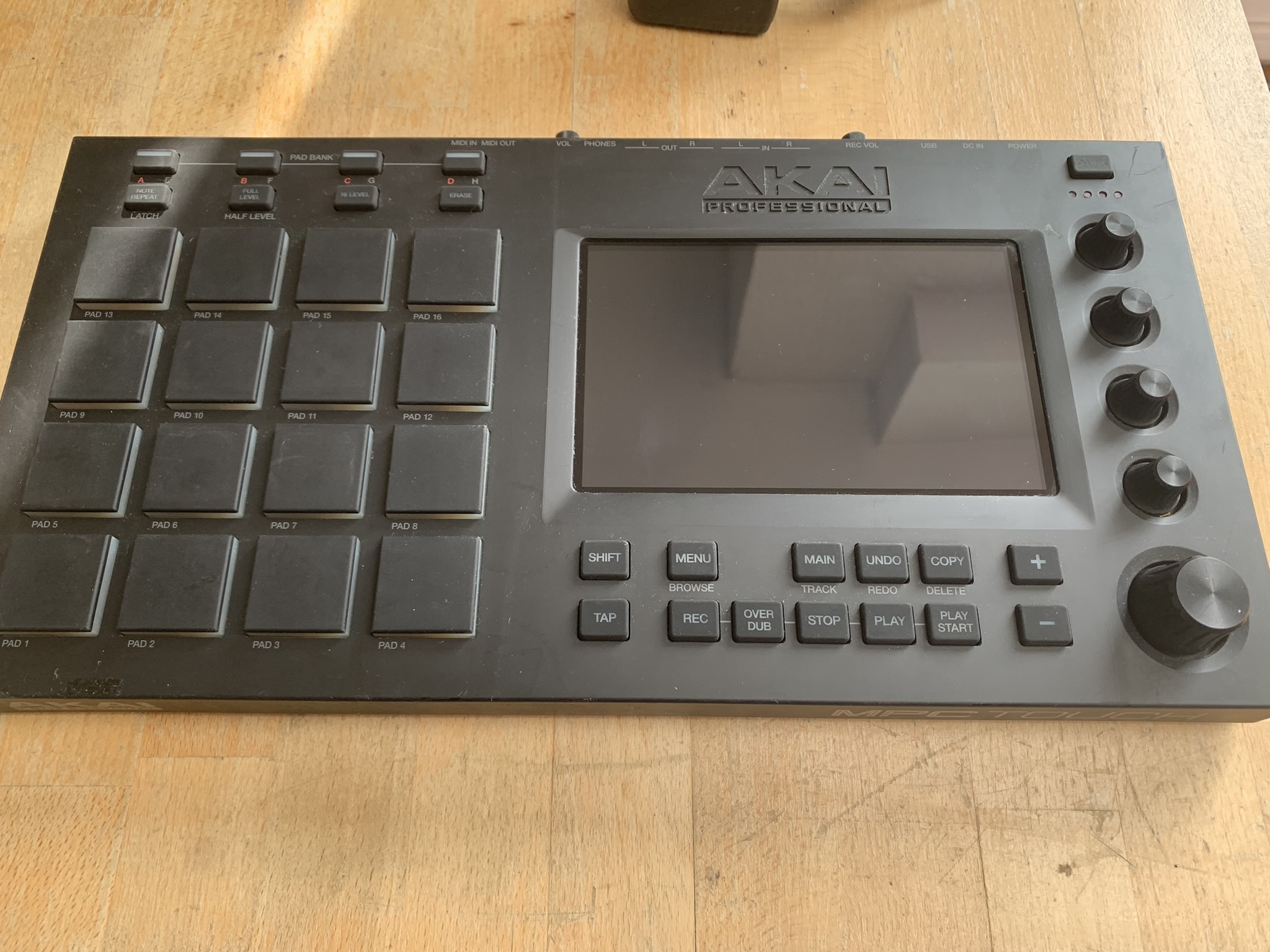 MPC Touch - Akai Professional MPC Touch - Audiofanzine