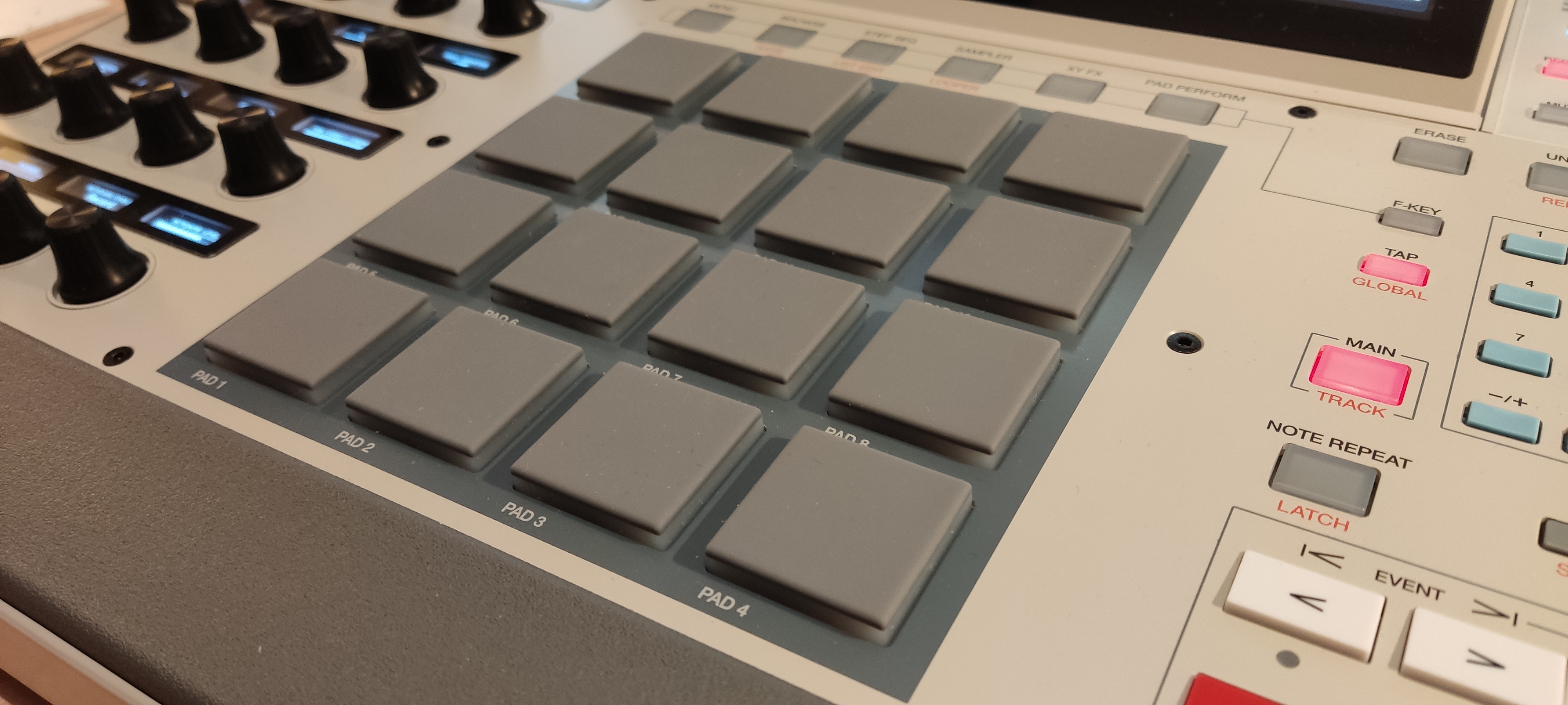 MPC X SE - Akai Professional MPC X SE - Audiofanzine