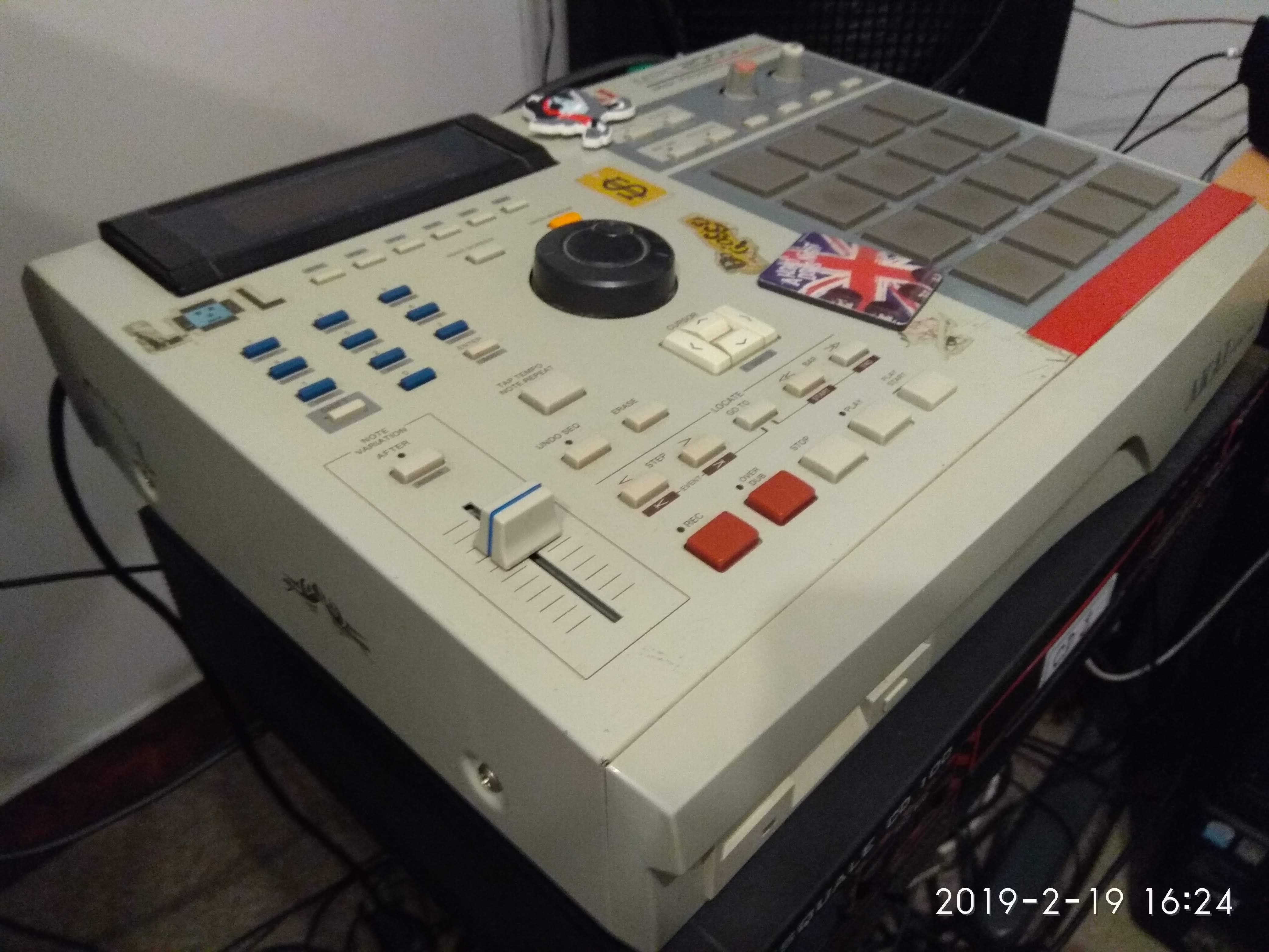 MPC2000XL MCD version - Akai Professional MPC2000XL MCD version ...