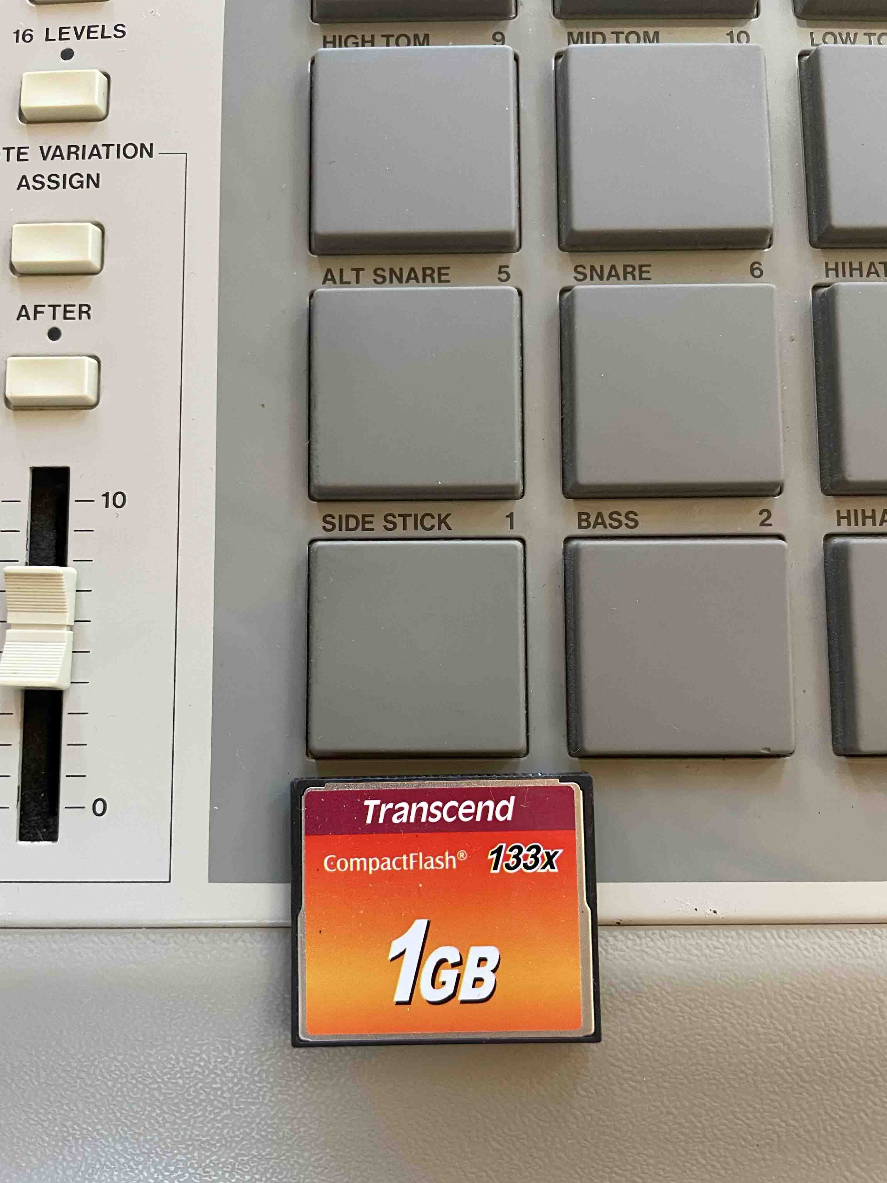 MPC3000 - Akai Professional MPC3000 - Audiofanzine