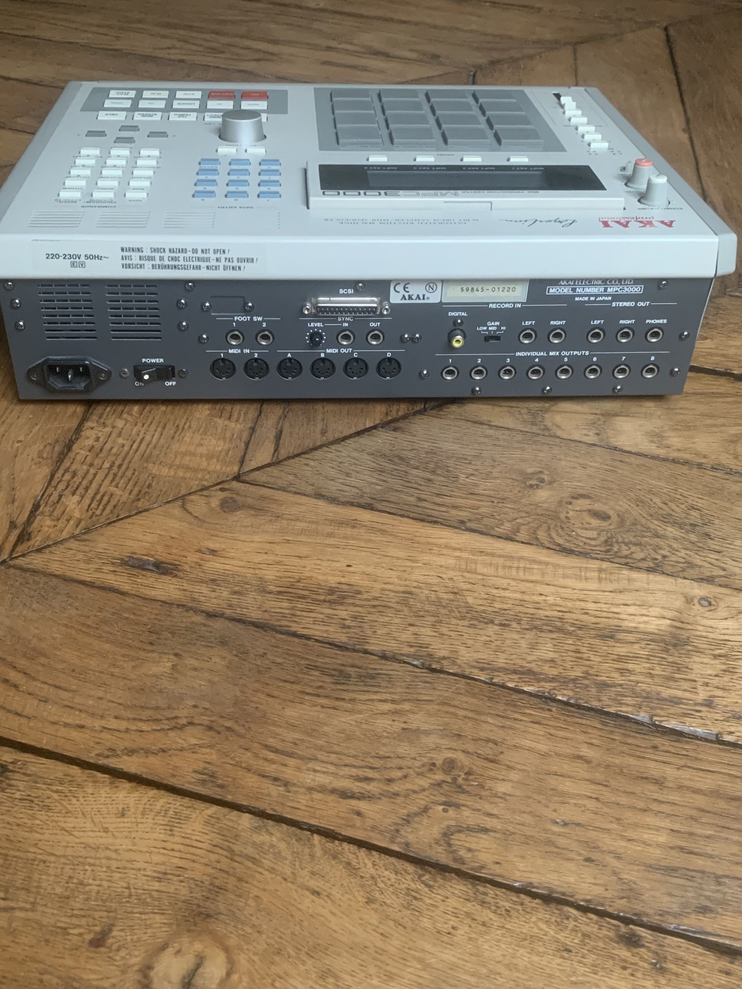 MPC3000 - Akai Professional MPC3000 - Audiofanzine