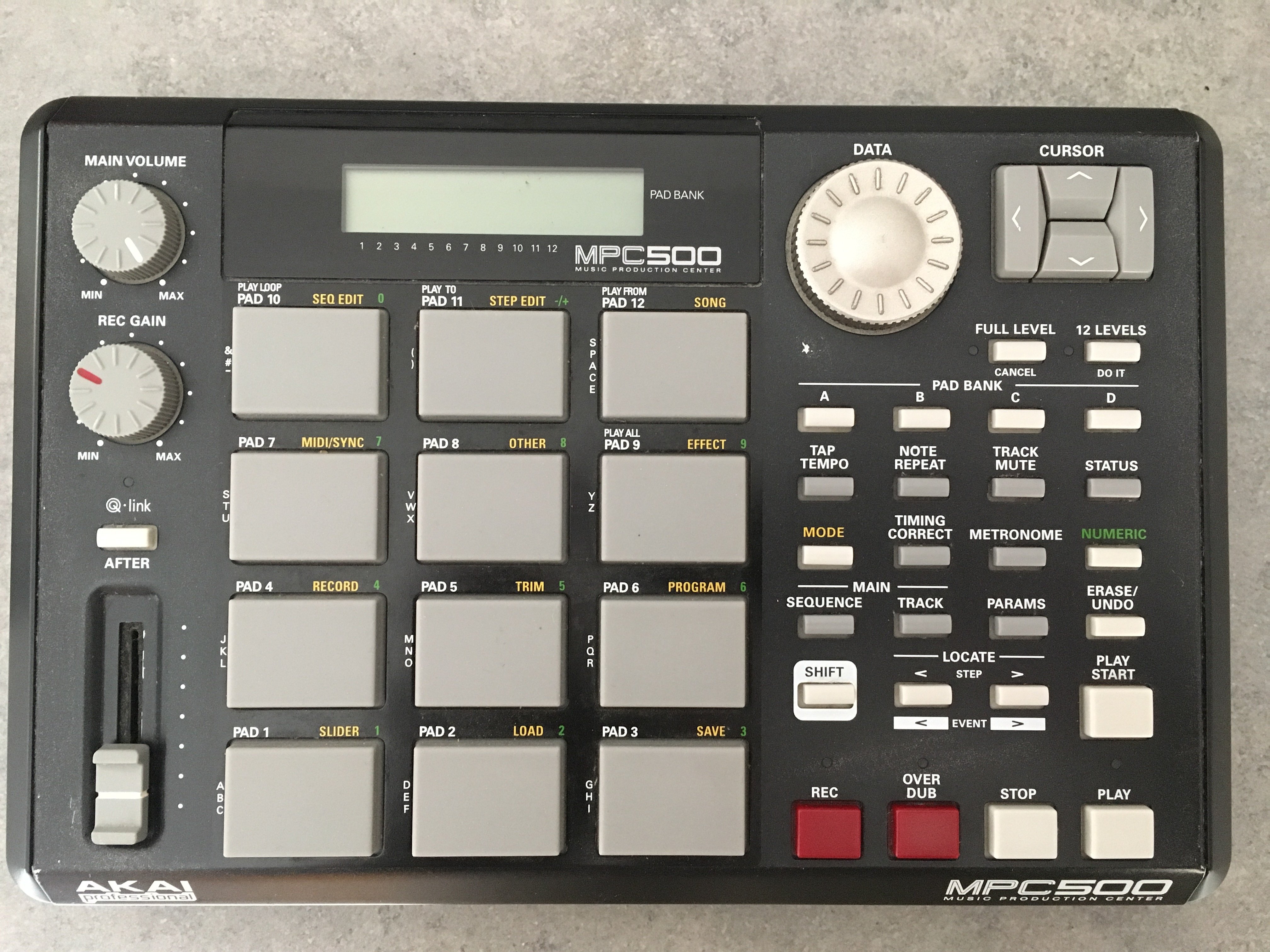MPC500 - Akai Professional MPC500 - Audiofanzine