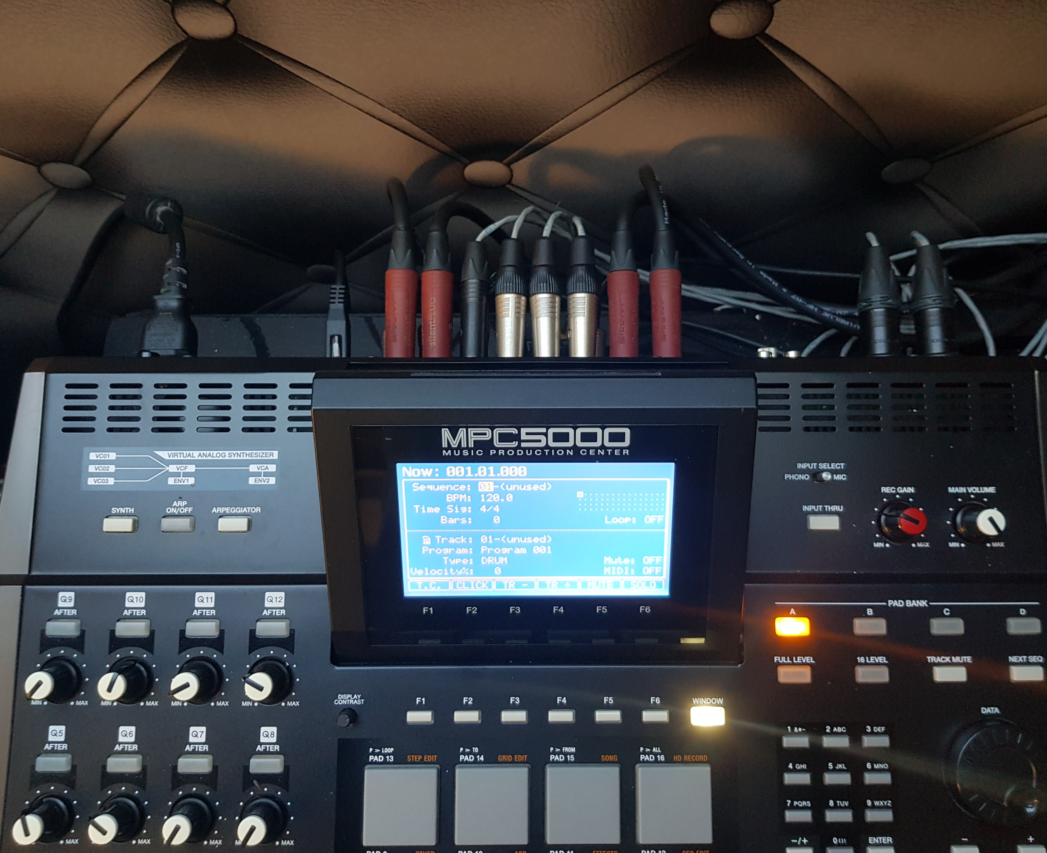 MPC5000 - Akai Professional MPC5000 - Audiofanzine