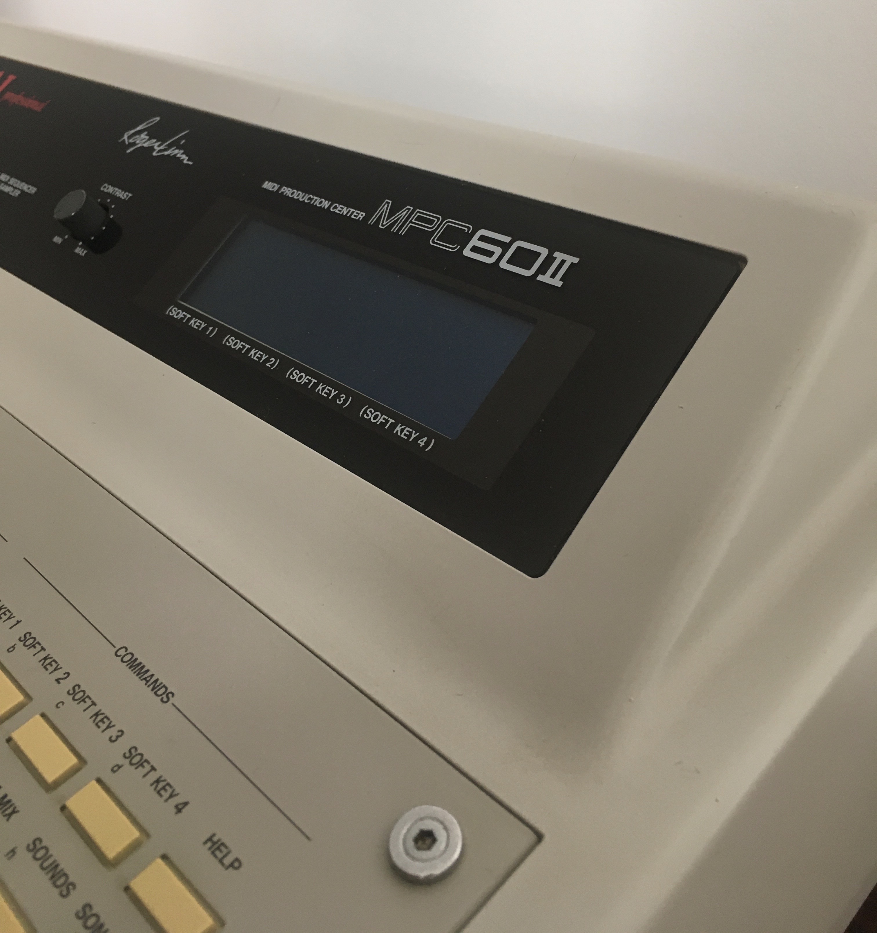 MPC60 MkII - Akai Professional MPC60 MkII - Audiofanzine