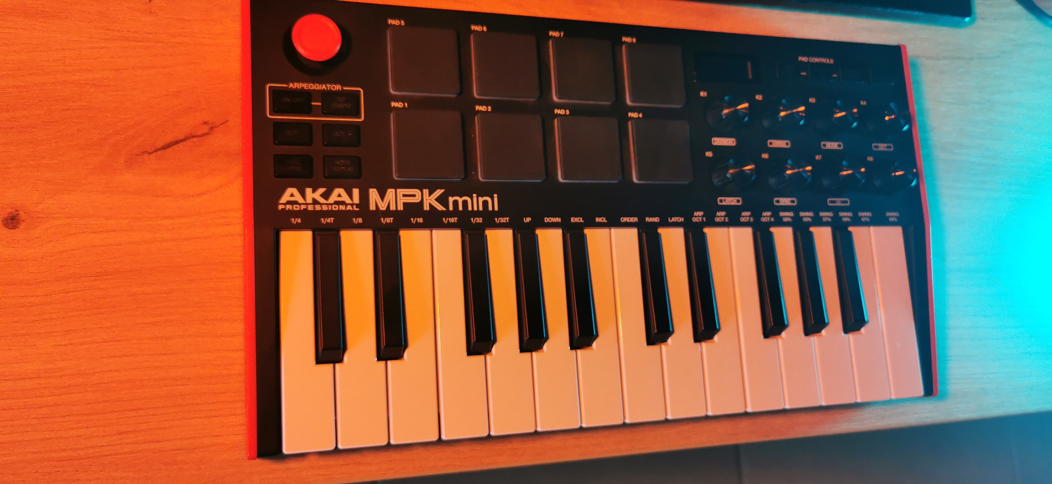 MPK mini mk3 - Akai Professional MPK mini mk3 - Audiofanzine