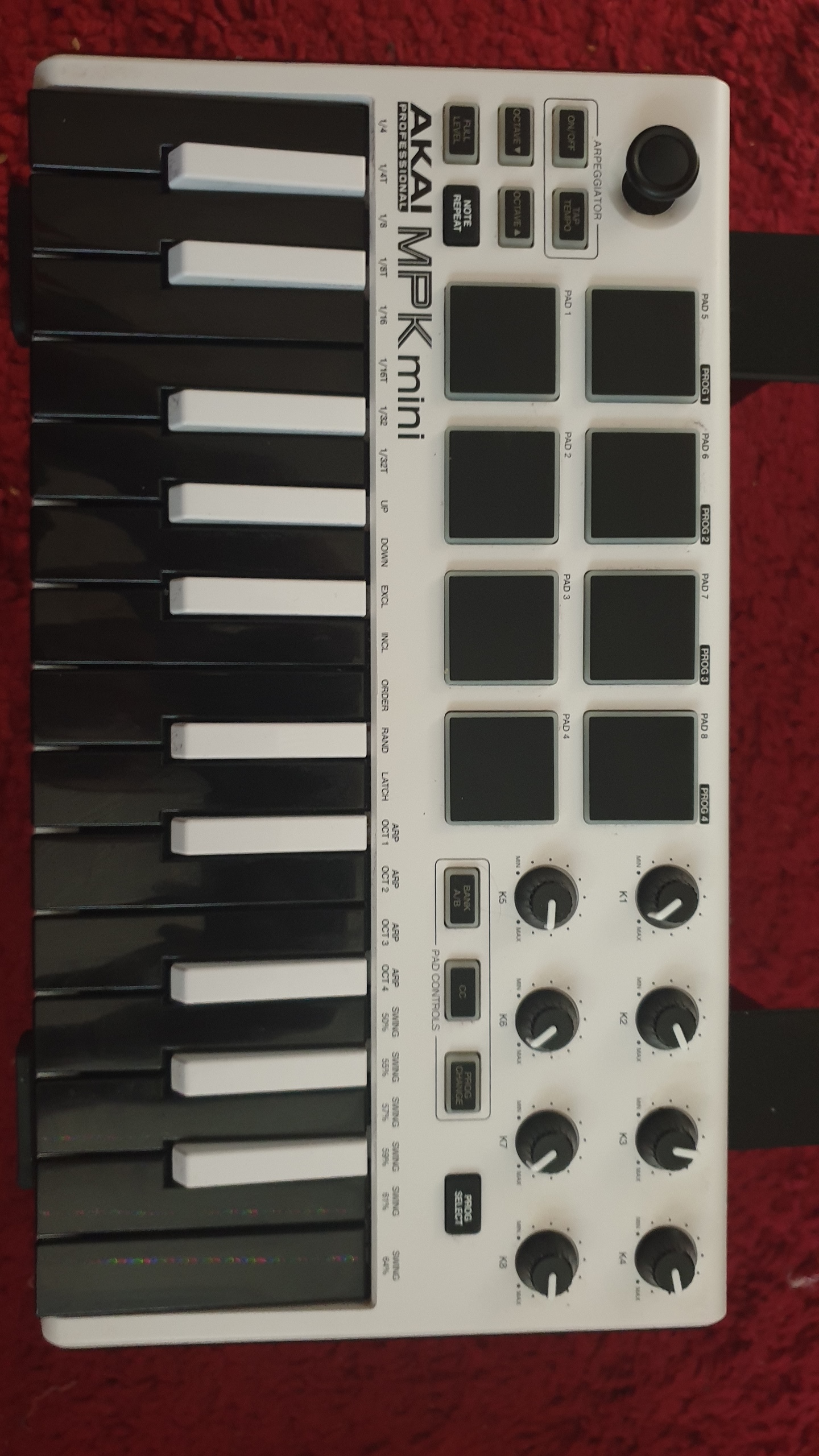 MPK Mini MKII - Akai Professional MPK Mini MKII - Audiofanzine