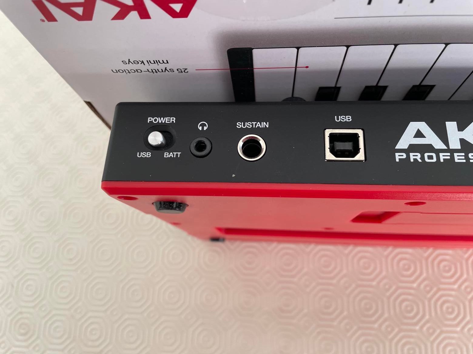 MPK Mini Play - Akai Professional MPK Mini Play - Audiofanzine
