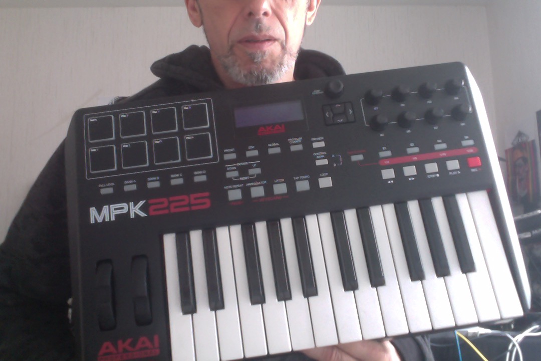MPK225 - Akai Professional MPK225 - Audiofanzine