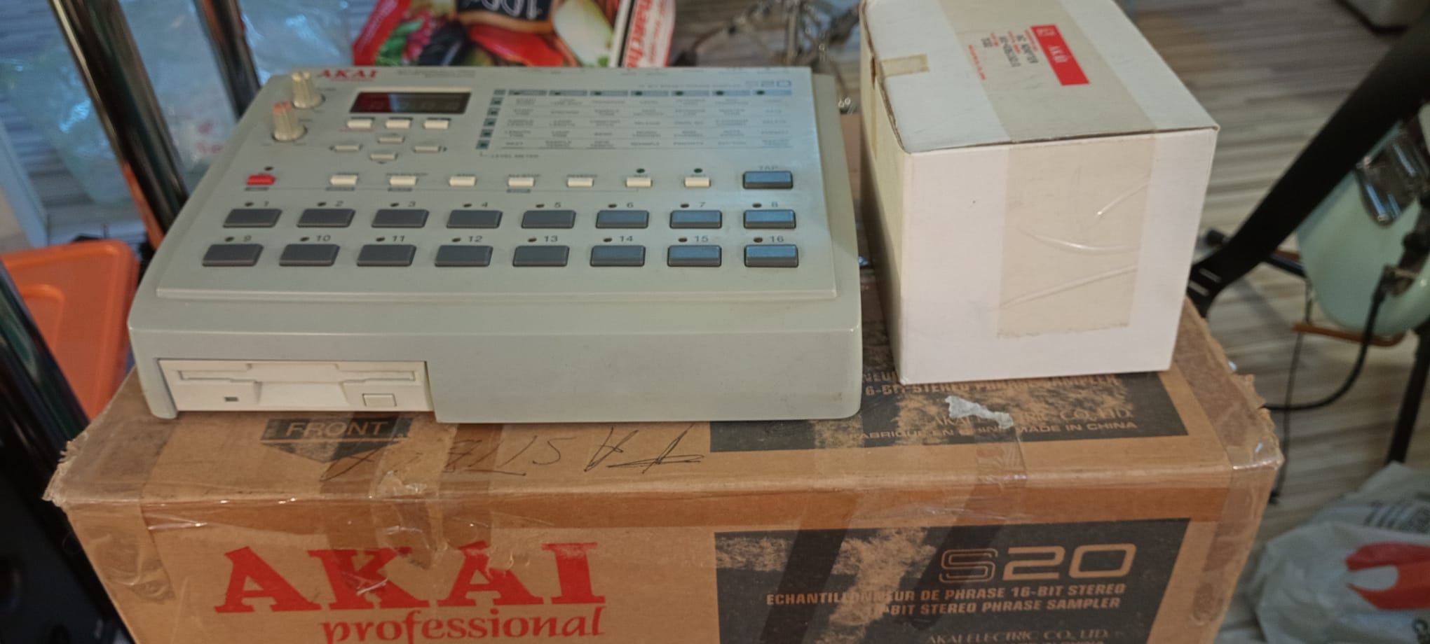 S20 - Akai Professional S20 - Audiofanzine