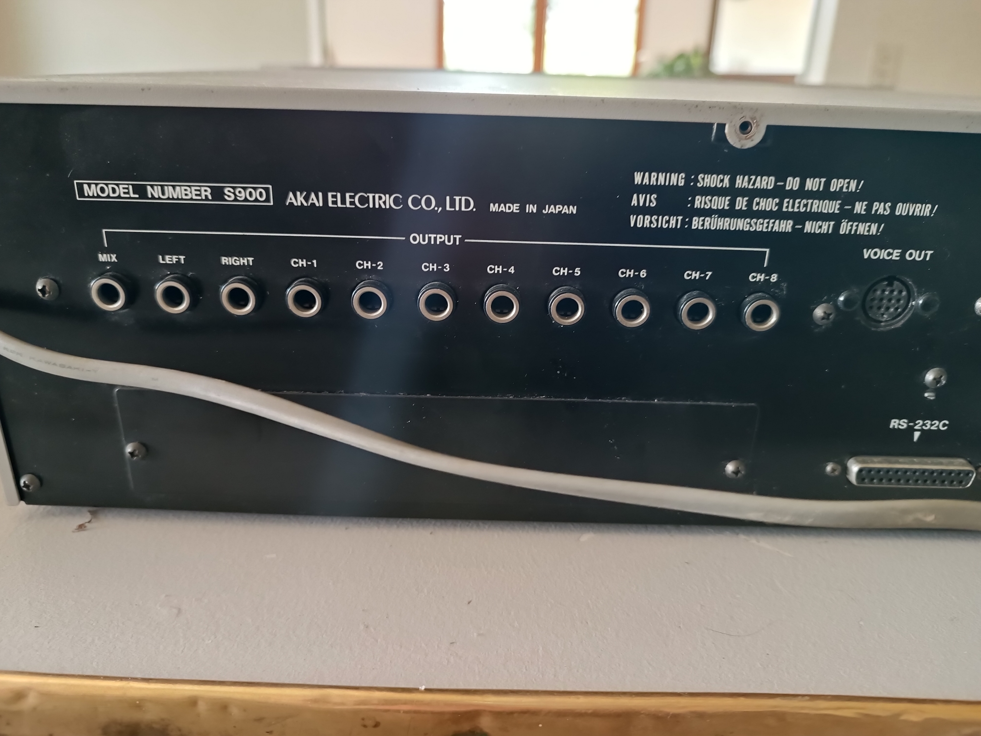 S900 - Akai Professional S900 - Audiofanzine